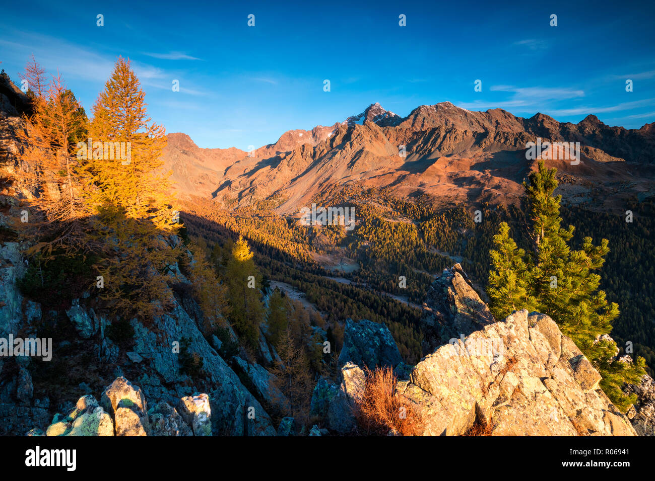 Monte disgrazia corni bruciati hi-res stock photography and images - Alamy