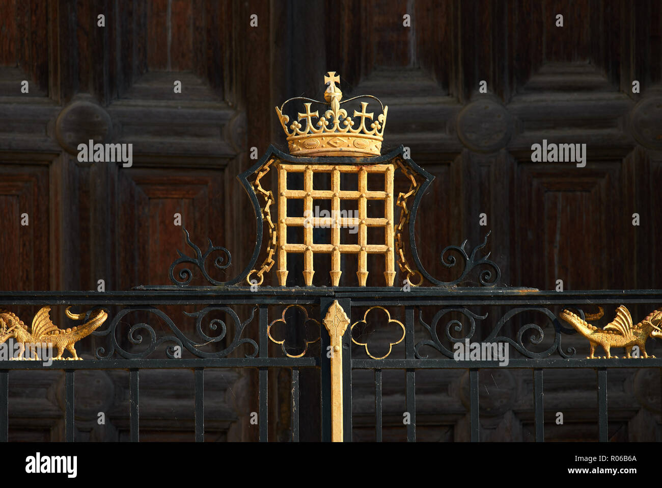 Portcullis gate hi-res stock photography and images - Alamy