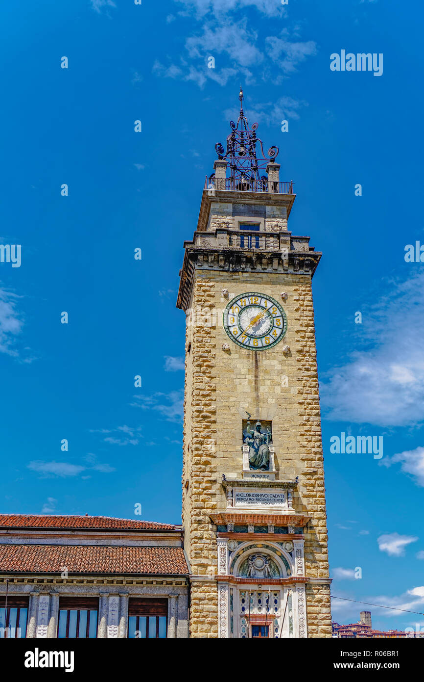 Monuments clock tower hi-res stock photography and images - Alamy