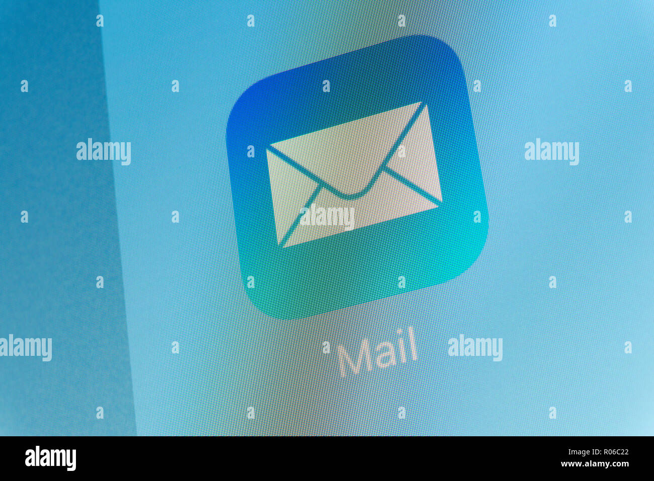 Email on computer screen hi-res stock photography and images - Alamy