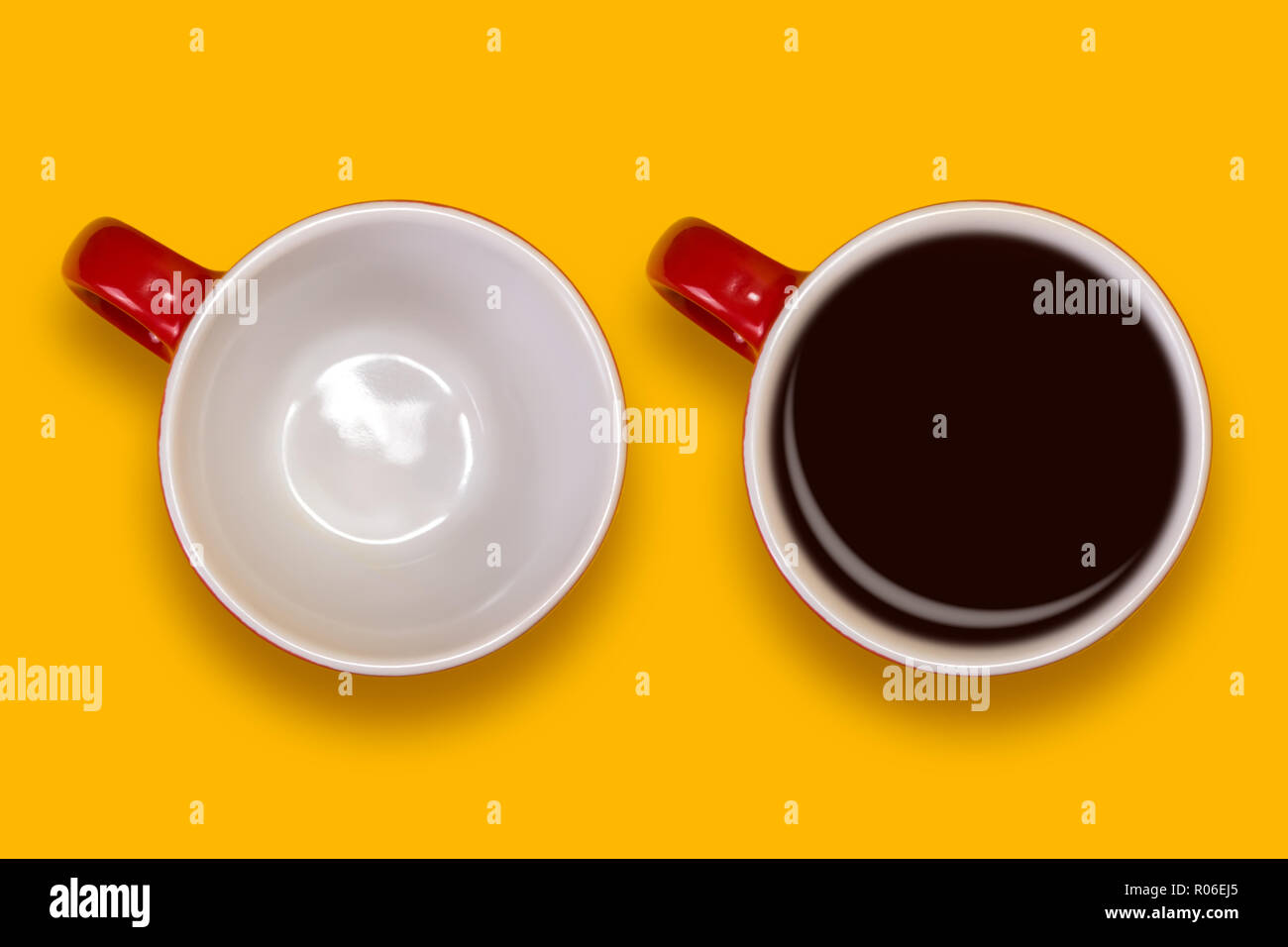 Full cups of tea and coffee hi-res stock photography and images - Alamy