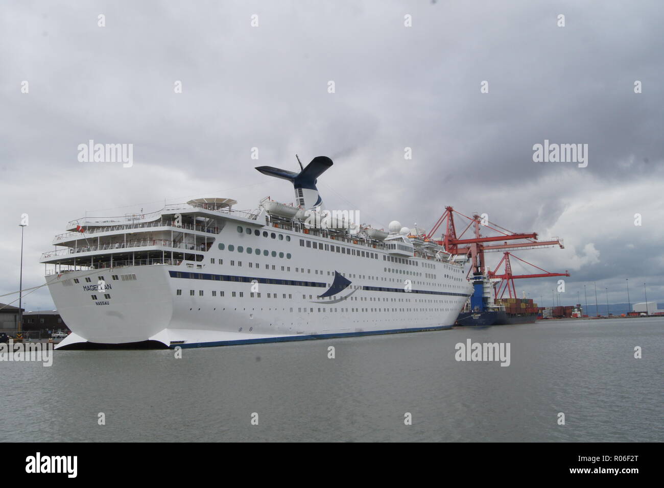 Royal portbury docks hi-res stock photography and images - Alamy