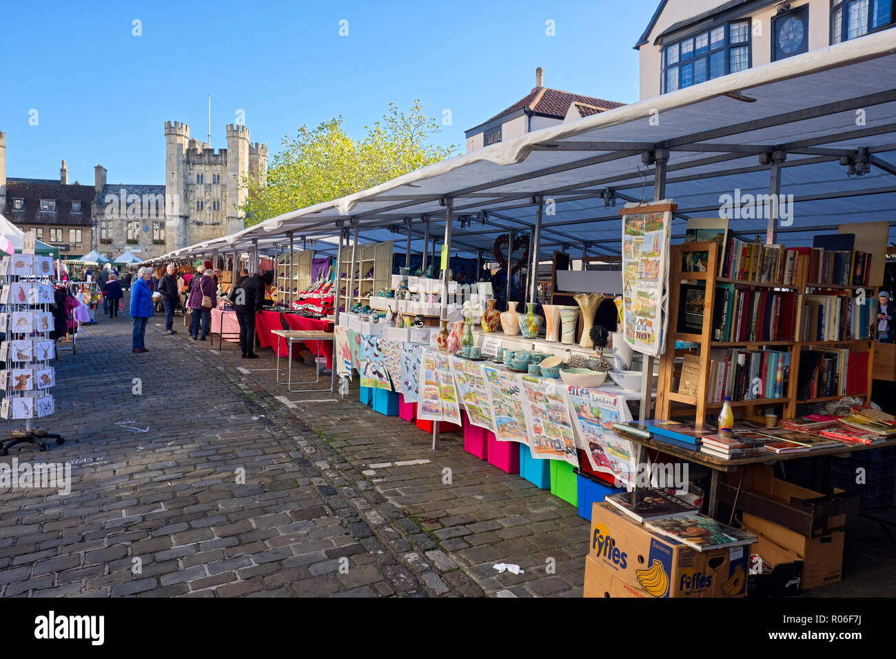 Wednesday market in Market Place, Wells, Somerset, UK Stock Photo - Alamy