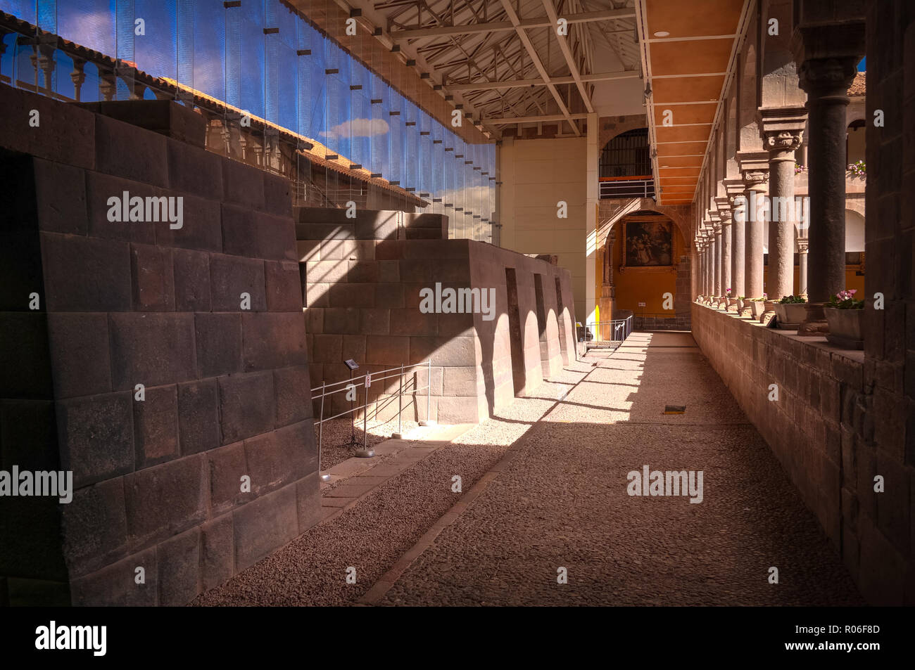 Details of masonry of Coricancha, famous temple in the Inca Empire - 03 ...