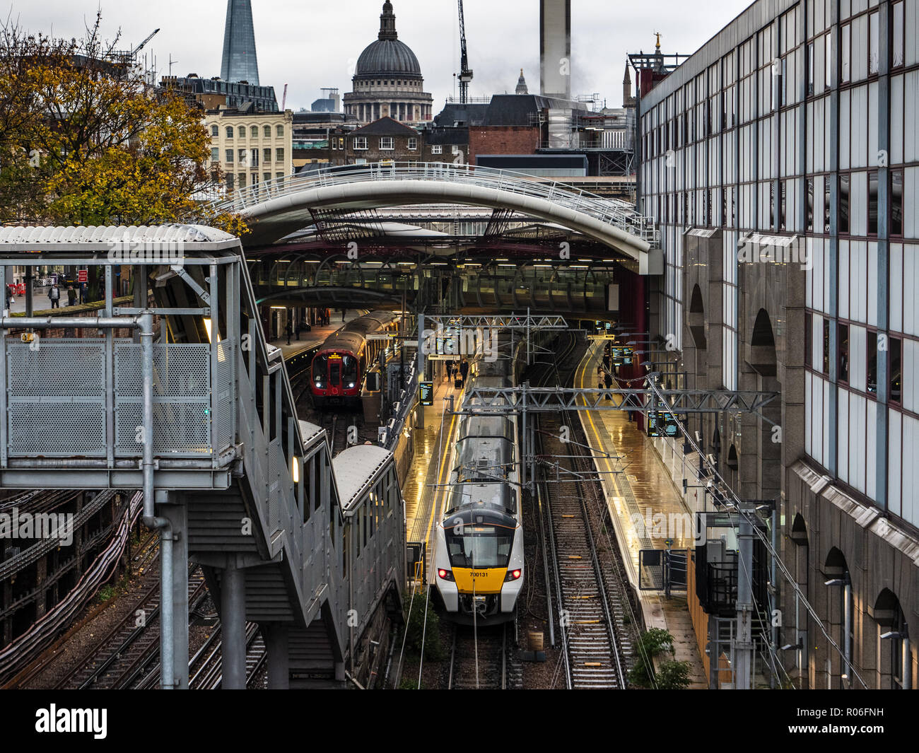1863 london underground hi-res stock photography and images - Alamy
