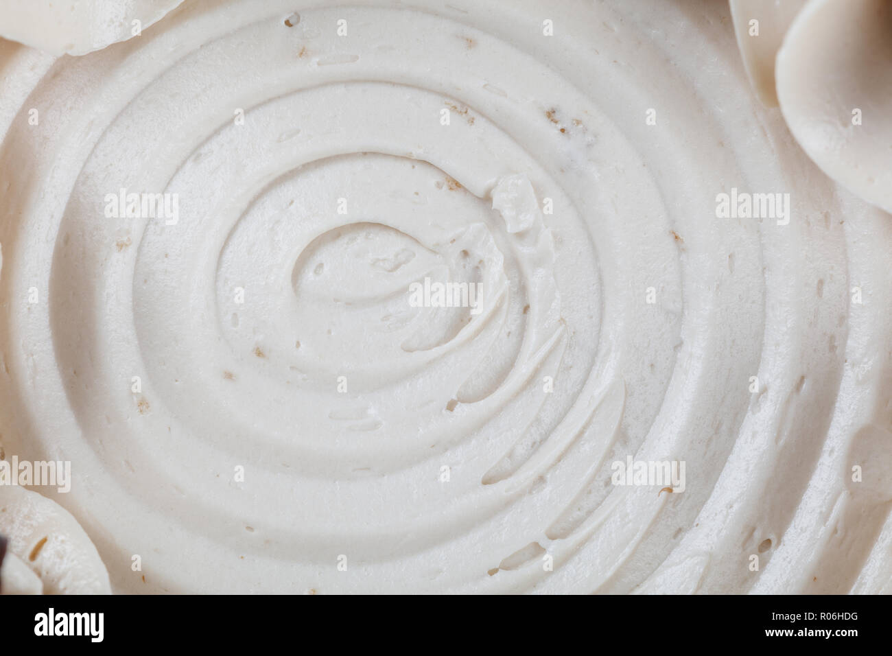 White cream cake background texture, close up Stock Photo - Alamy