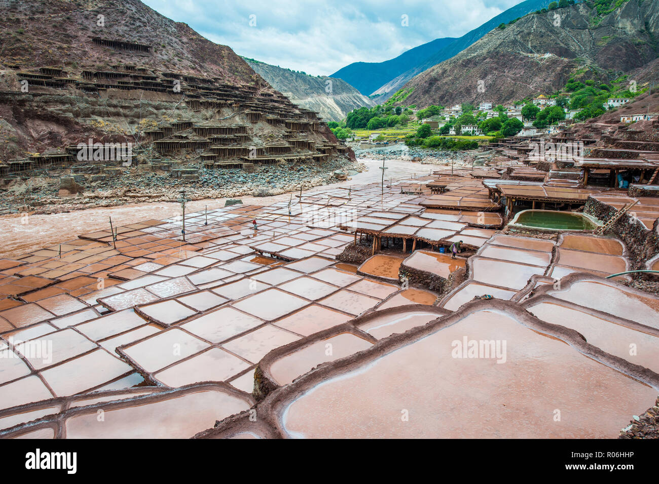 The Tibet mangkang county brine well Stock Photo - Alamy