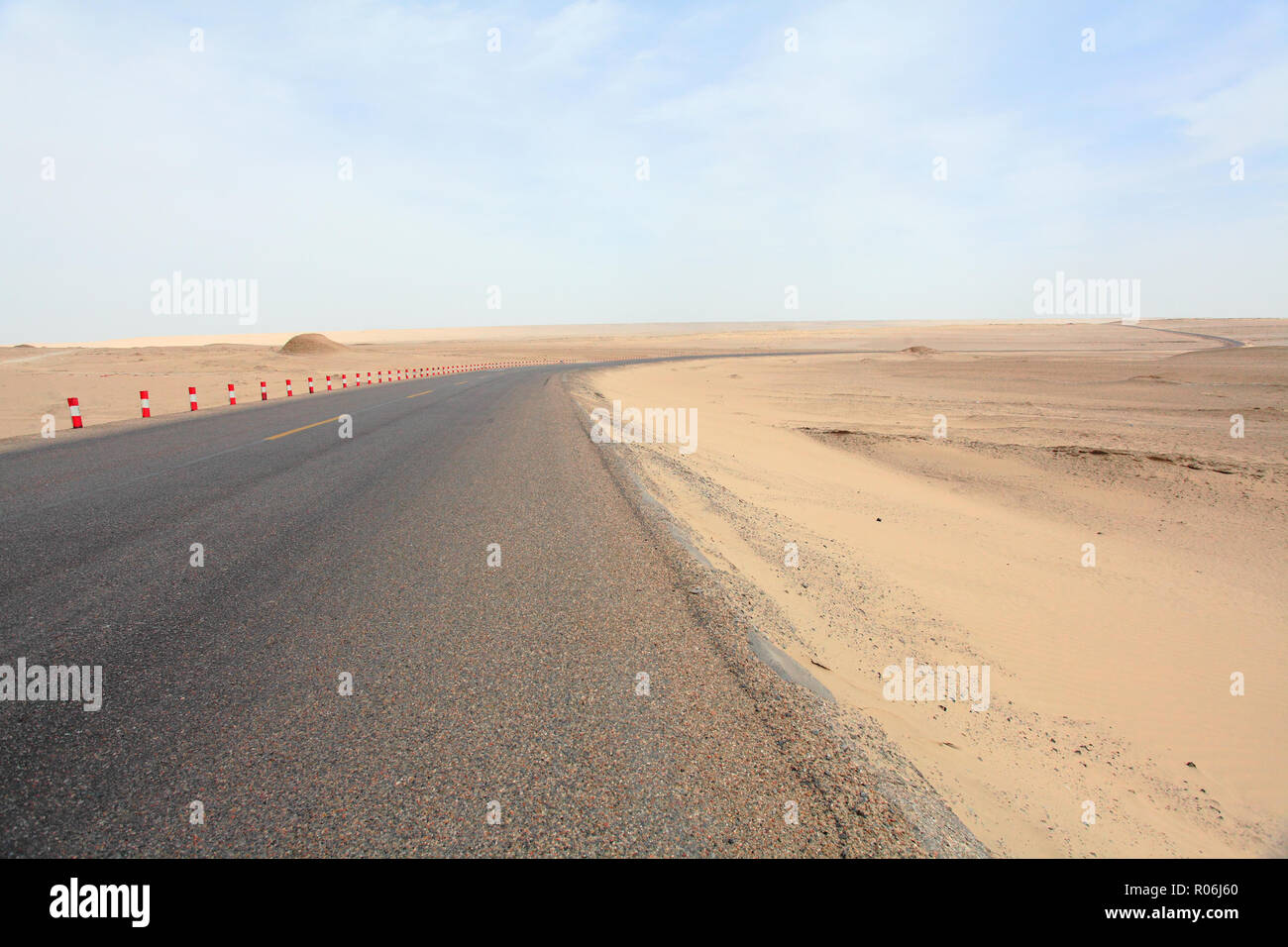 Qinghai province of the exploration, cliff HuaTuGou gobi desert Stock ...
