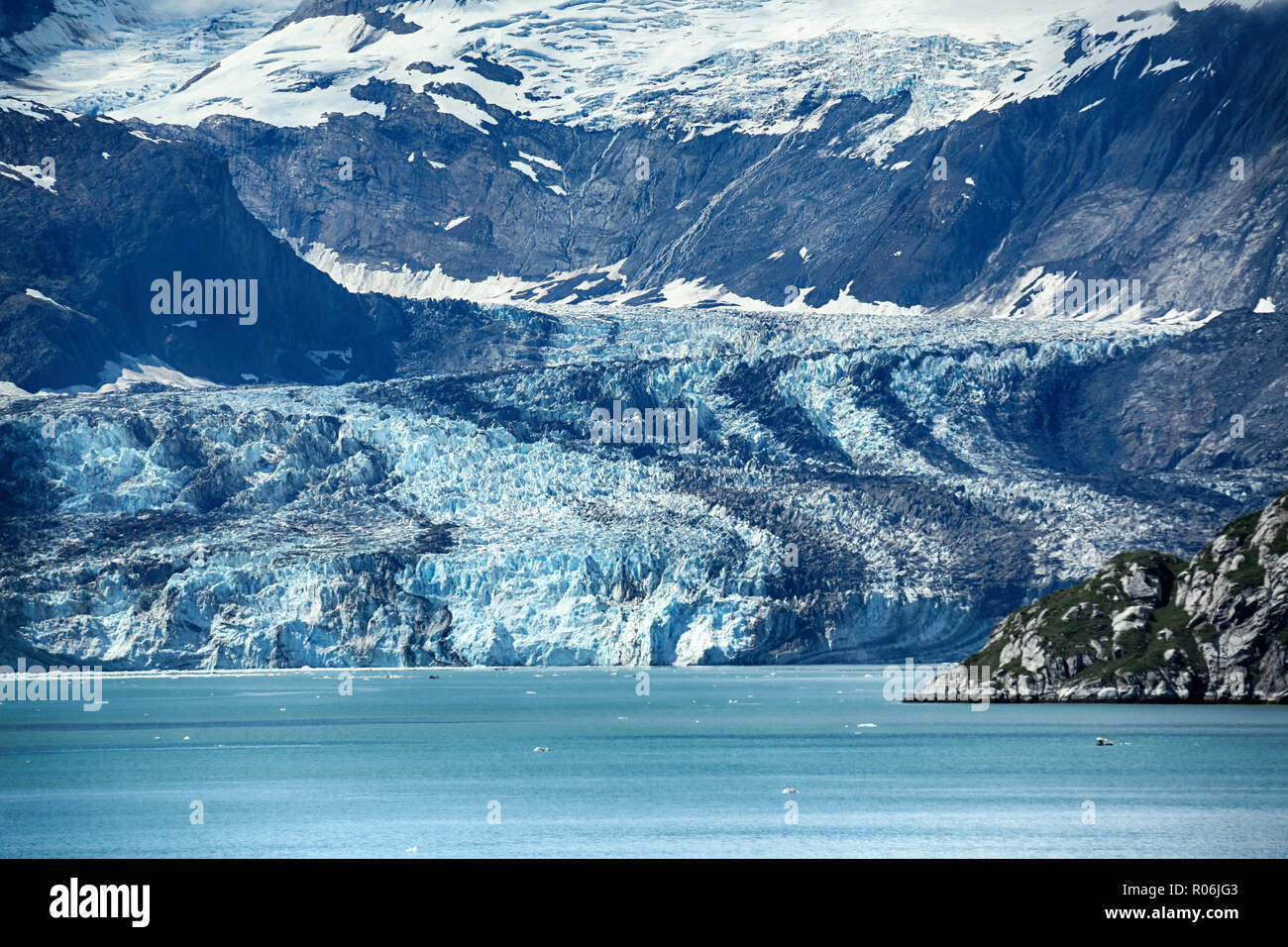 Alaska snow mountain Stock Photo - Alamy