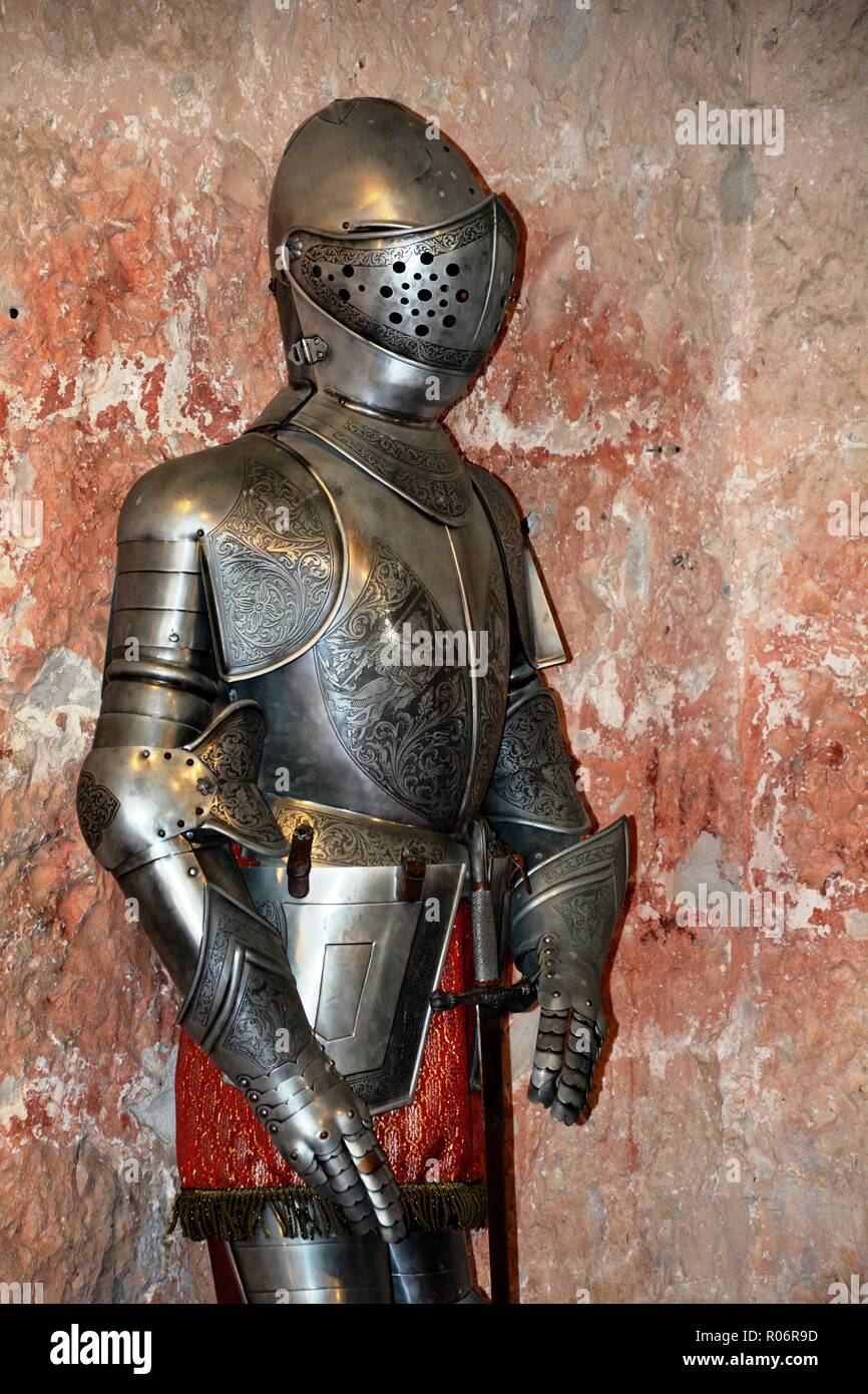 Armor armour museum helmet hi-res stock photography and images - Alamy