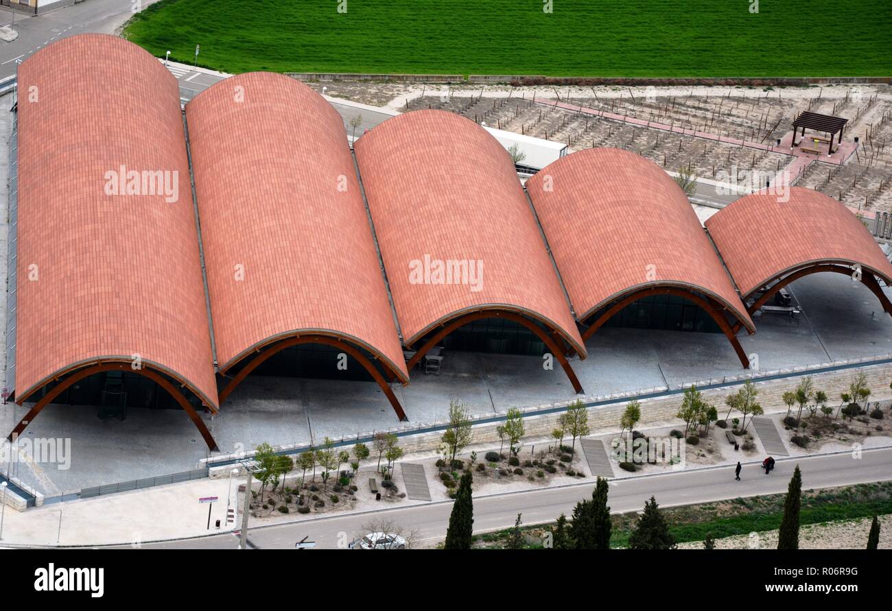 the roof of a factory with the shape of tiles Stock Photo - Alamy
