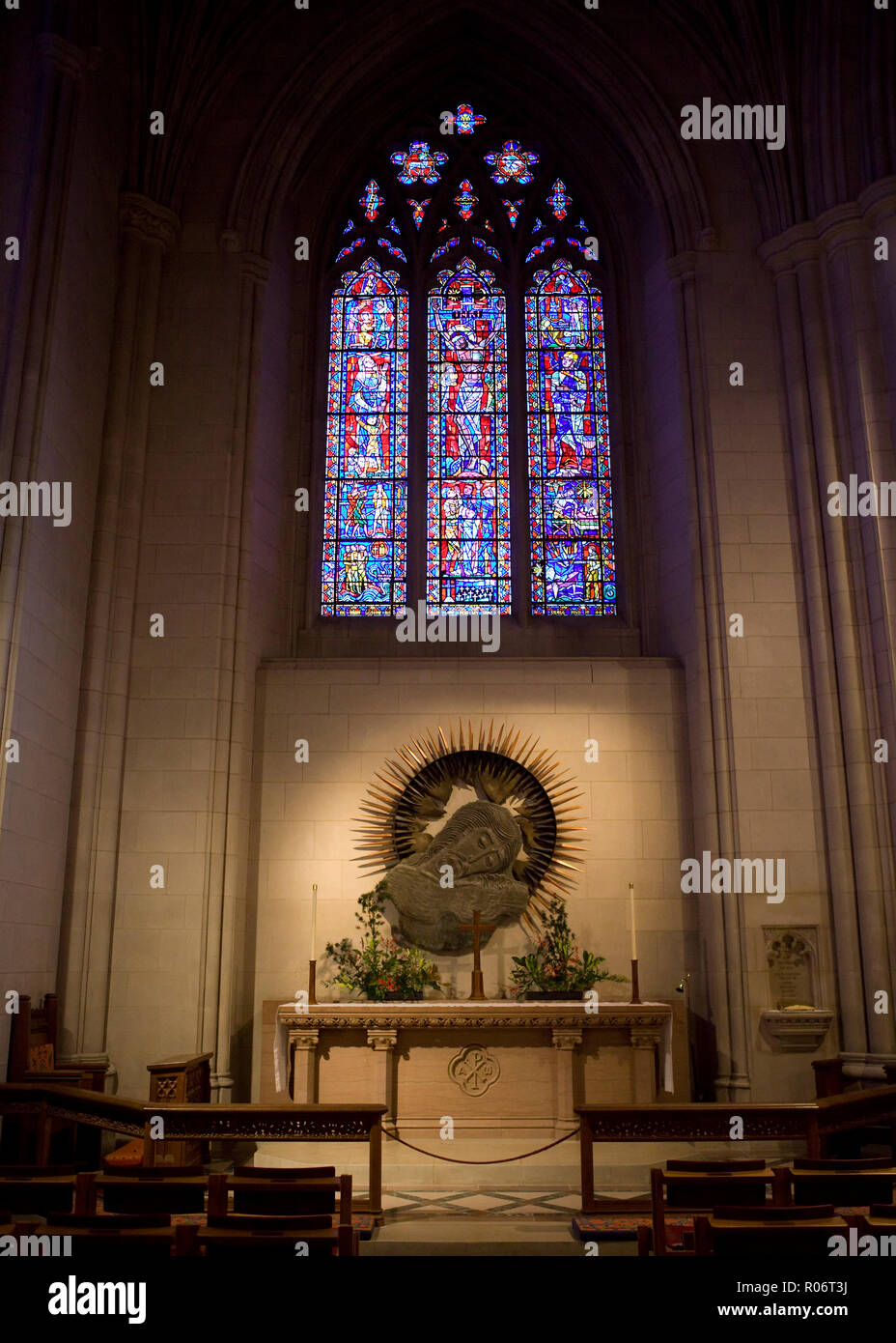 Relief sculpture of Jesus Christ in Washington National Cathedral ...