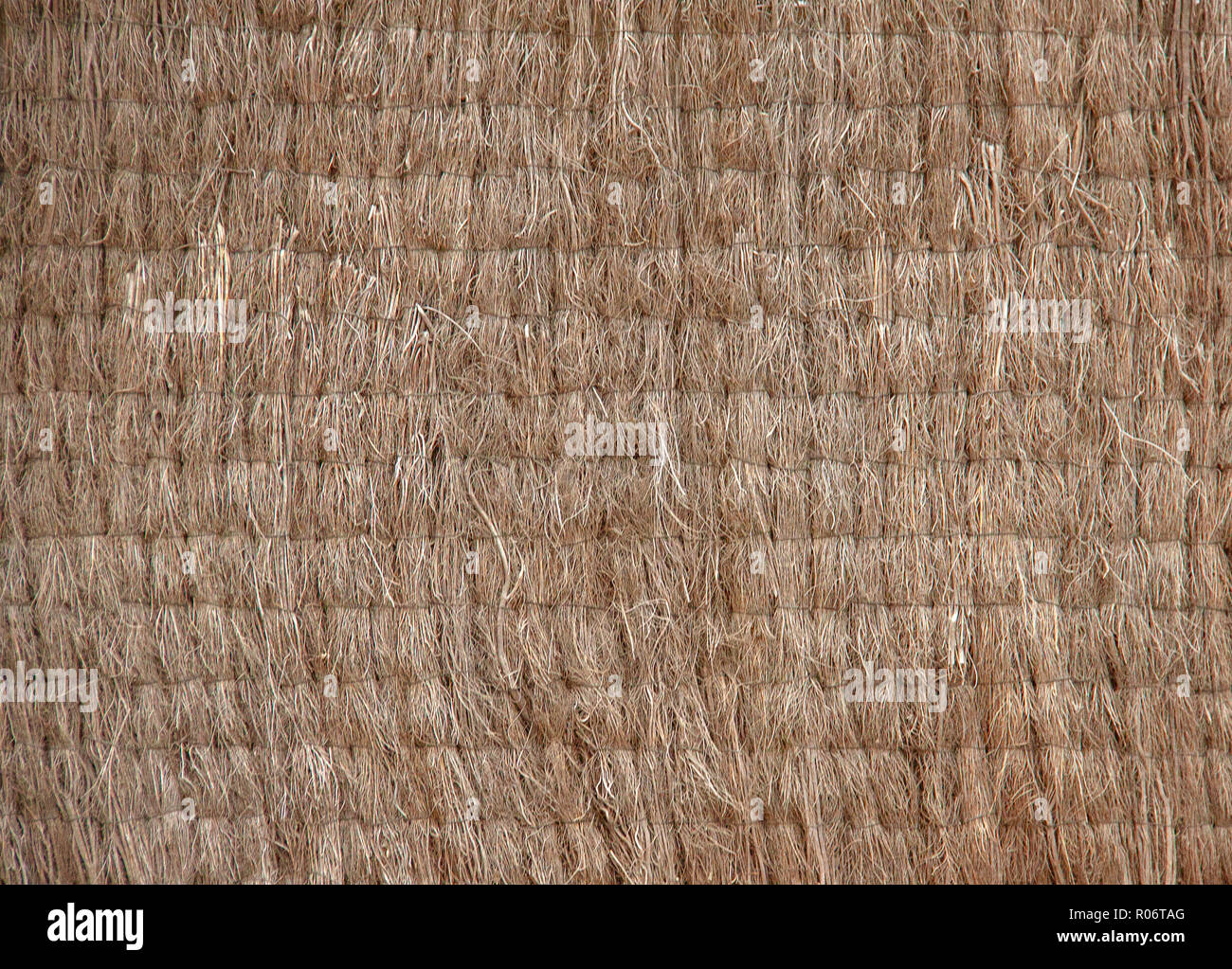 Dry straw bundle as texture or background Stock Photo - Alamy