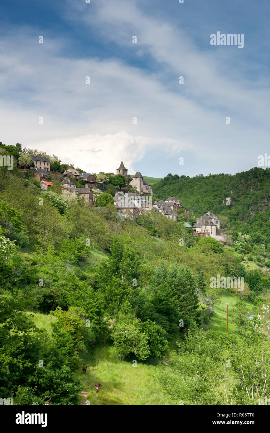 French countryside architecture hi-res stock photography and images - Alamy