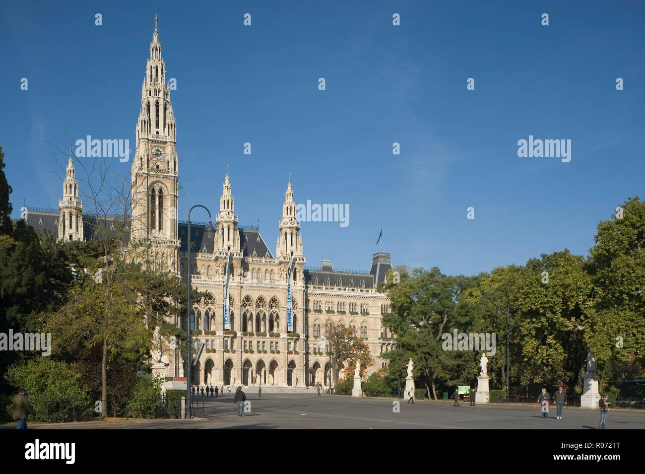 Wien, Ringstraße, Rathaus - Vienna, Ringstrasse, Town Hall Stock Photo ...
