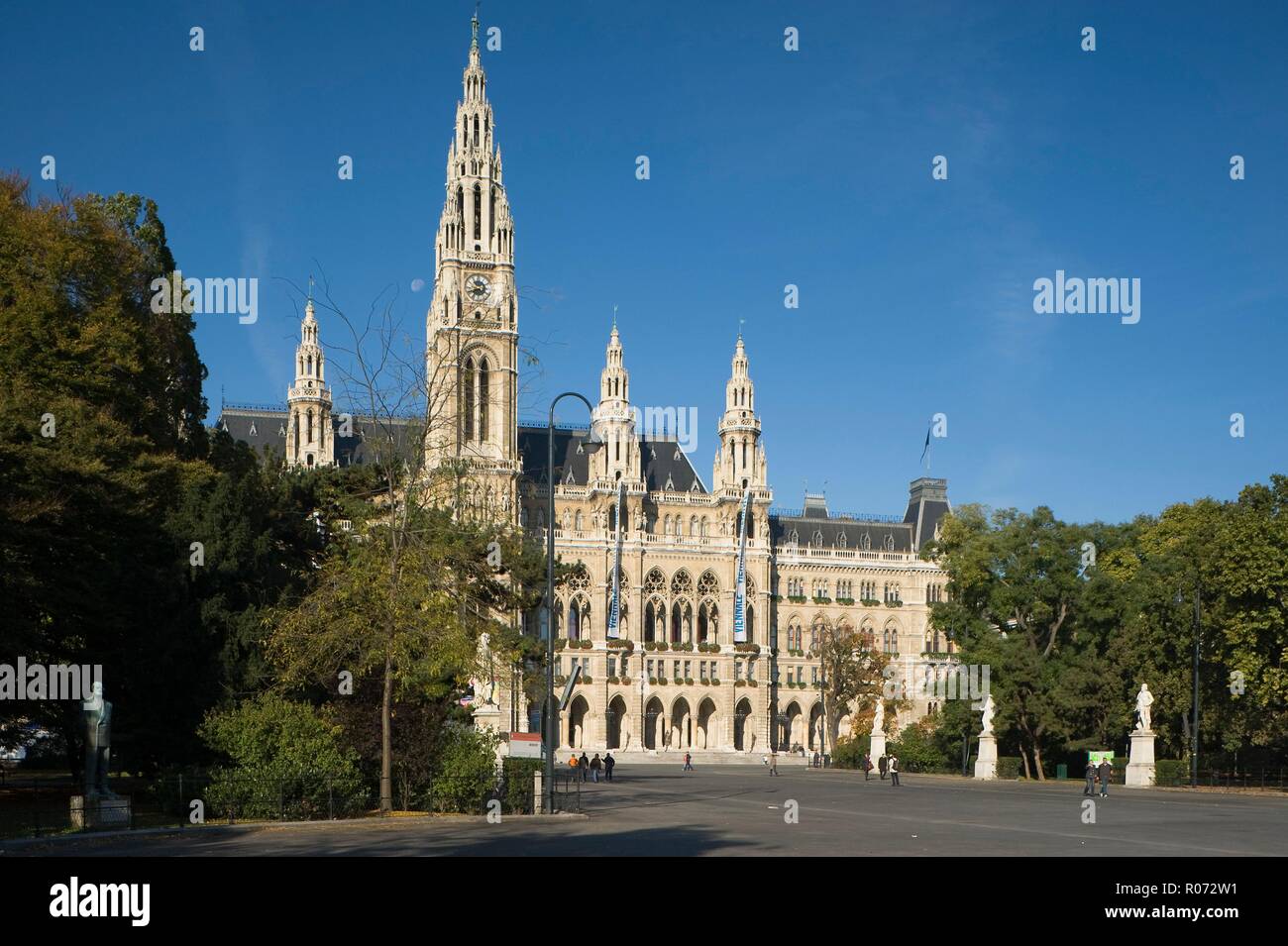 Wien, Ringstraße, Rathaus - Vienna, Ringstrasse, Town Hall Stock Photo ...