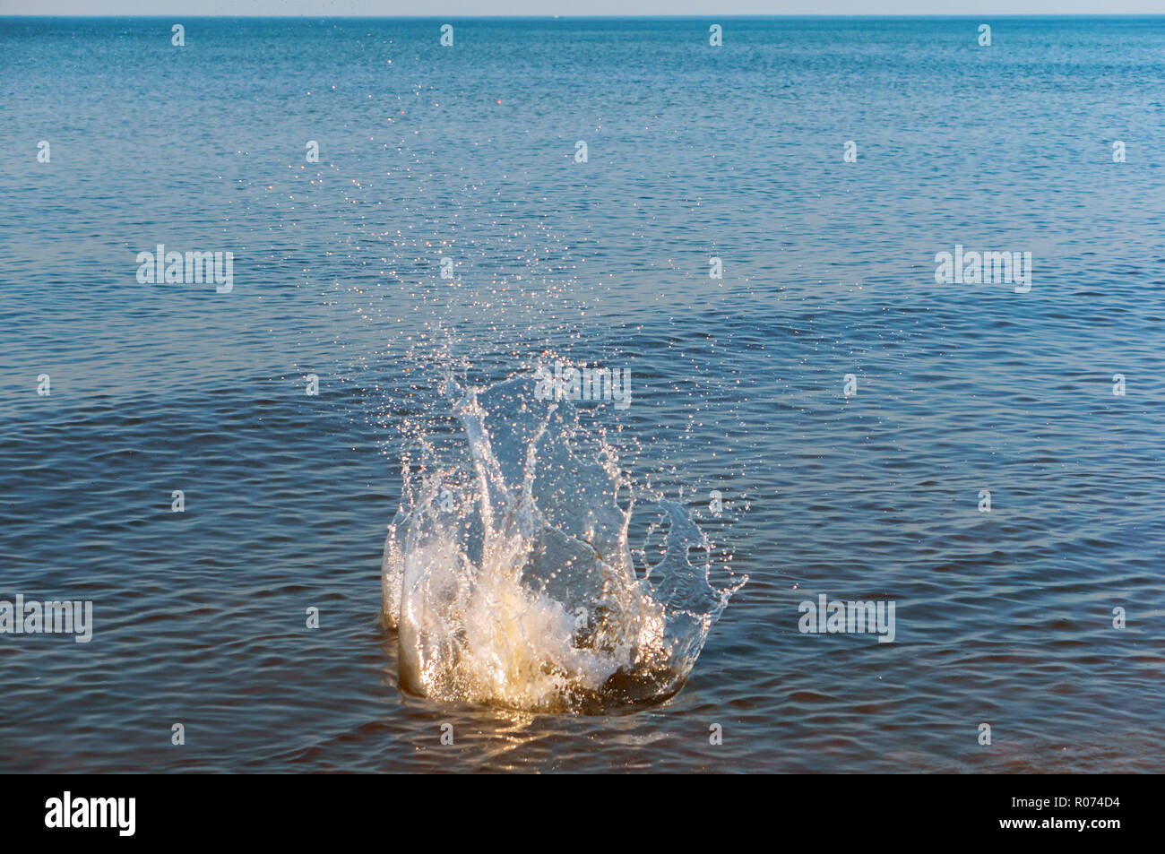 water splash, splashes in water, explosion in water, sea splashes Stock ...