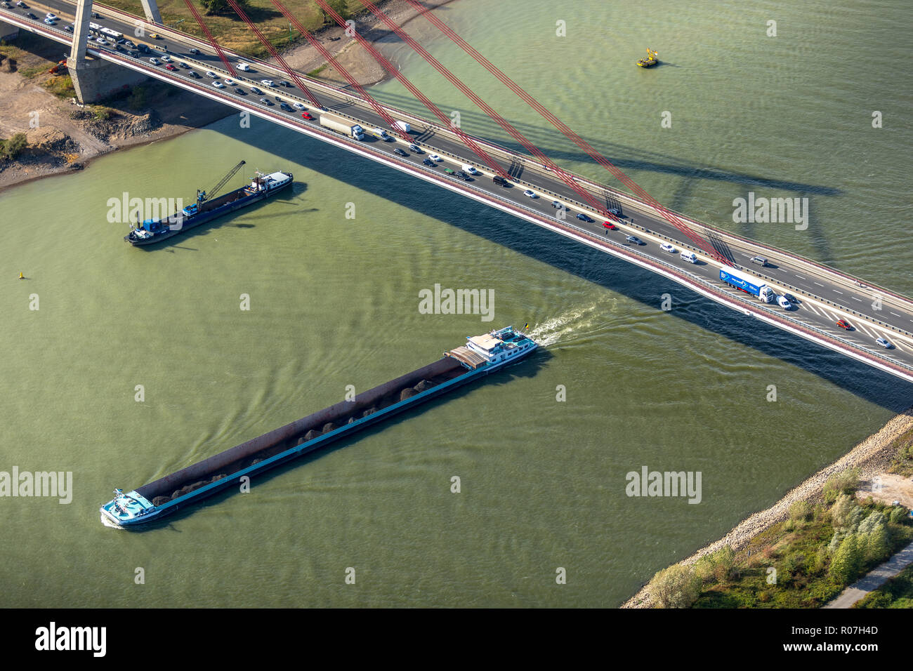 Rhine crossing hi-res stock photography and images - Alamy