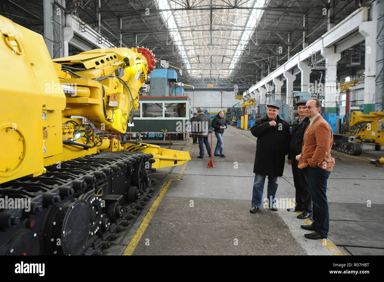 December 6, 2013 - Donetsk, Ukraine: Vladimir Trubchanin (R), chief ...