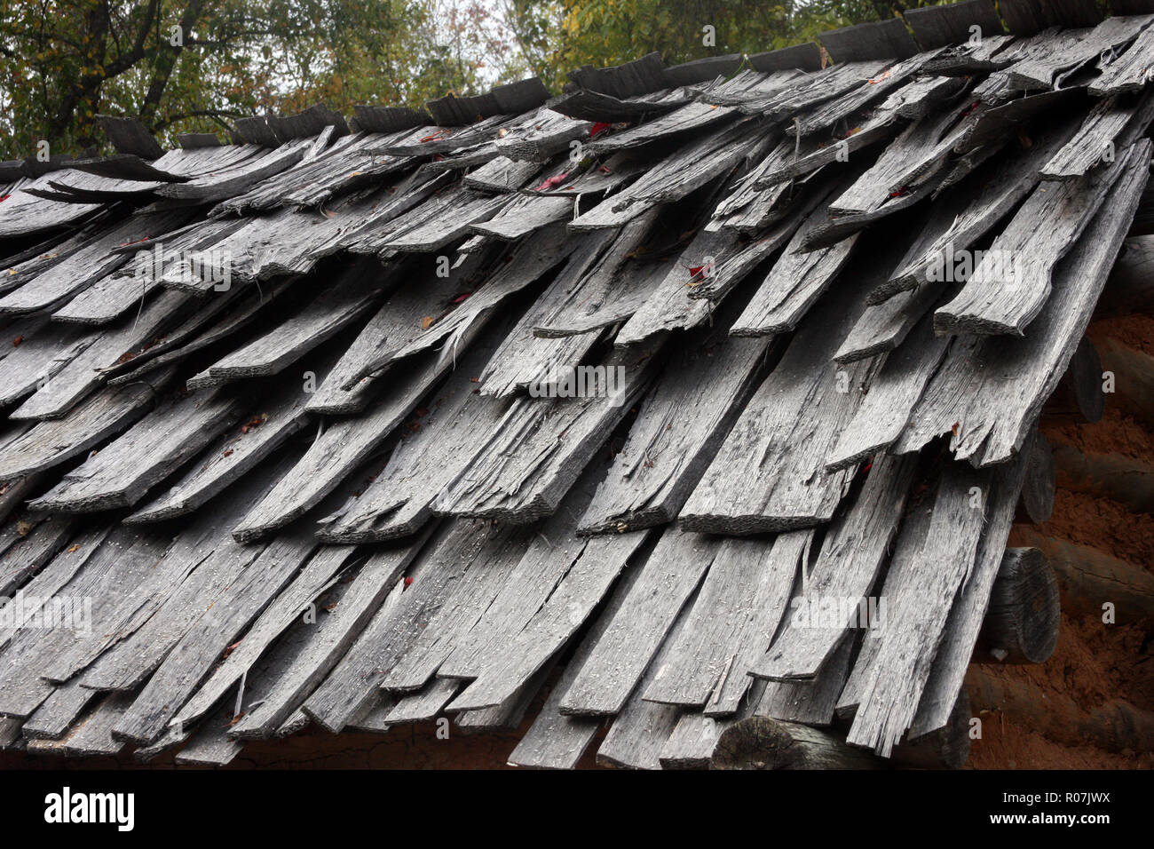 Wooden tiles hi-res stock photography and images - Alamy