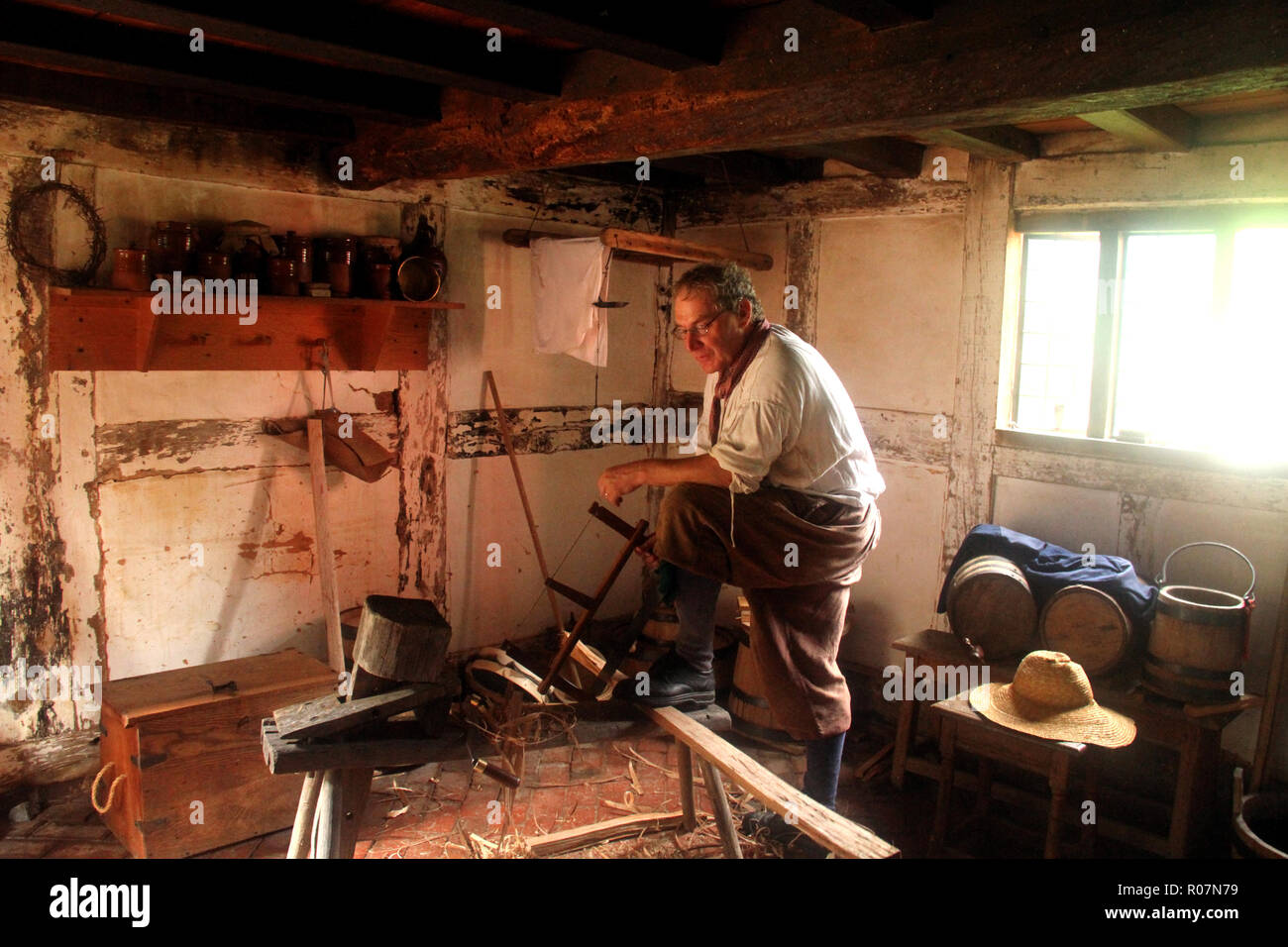 History carpenter carpentry hi-res stock photography and images - Alamy