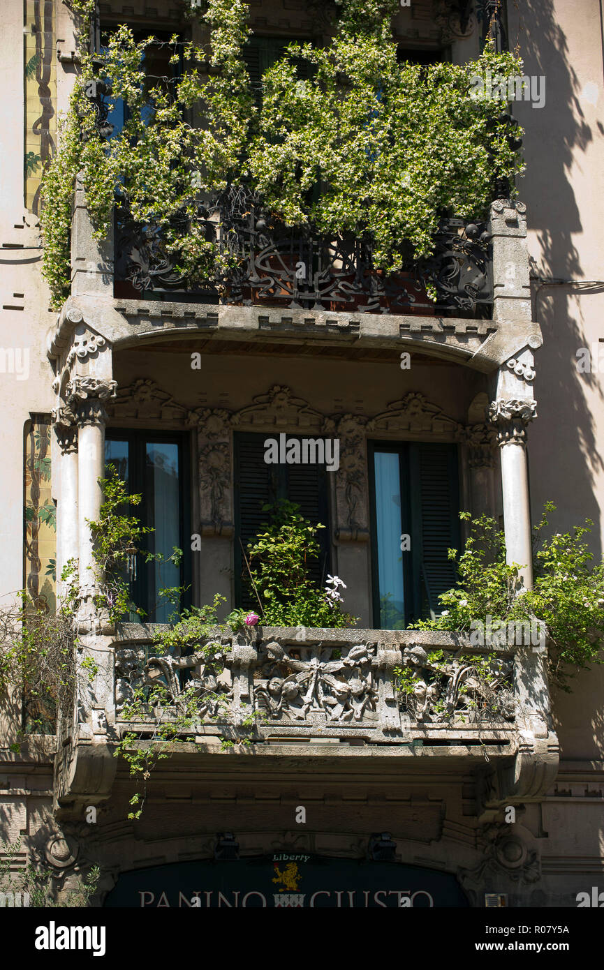 Art nouveau architecture milan hi-res stock photography and images - Alamy