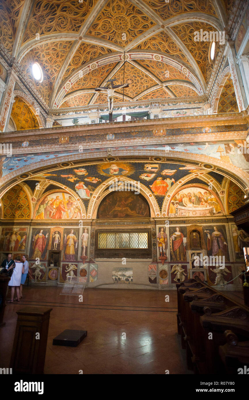 Corso magenta hi-res stock photography and images - Alamy