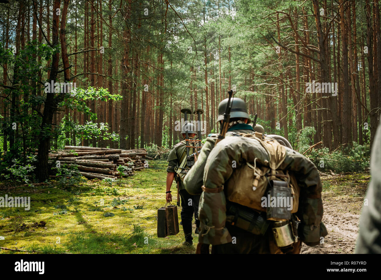 Marching german soldier ww2 hi-res stock photography and images - Alamy