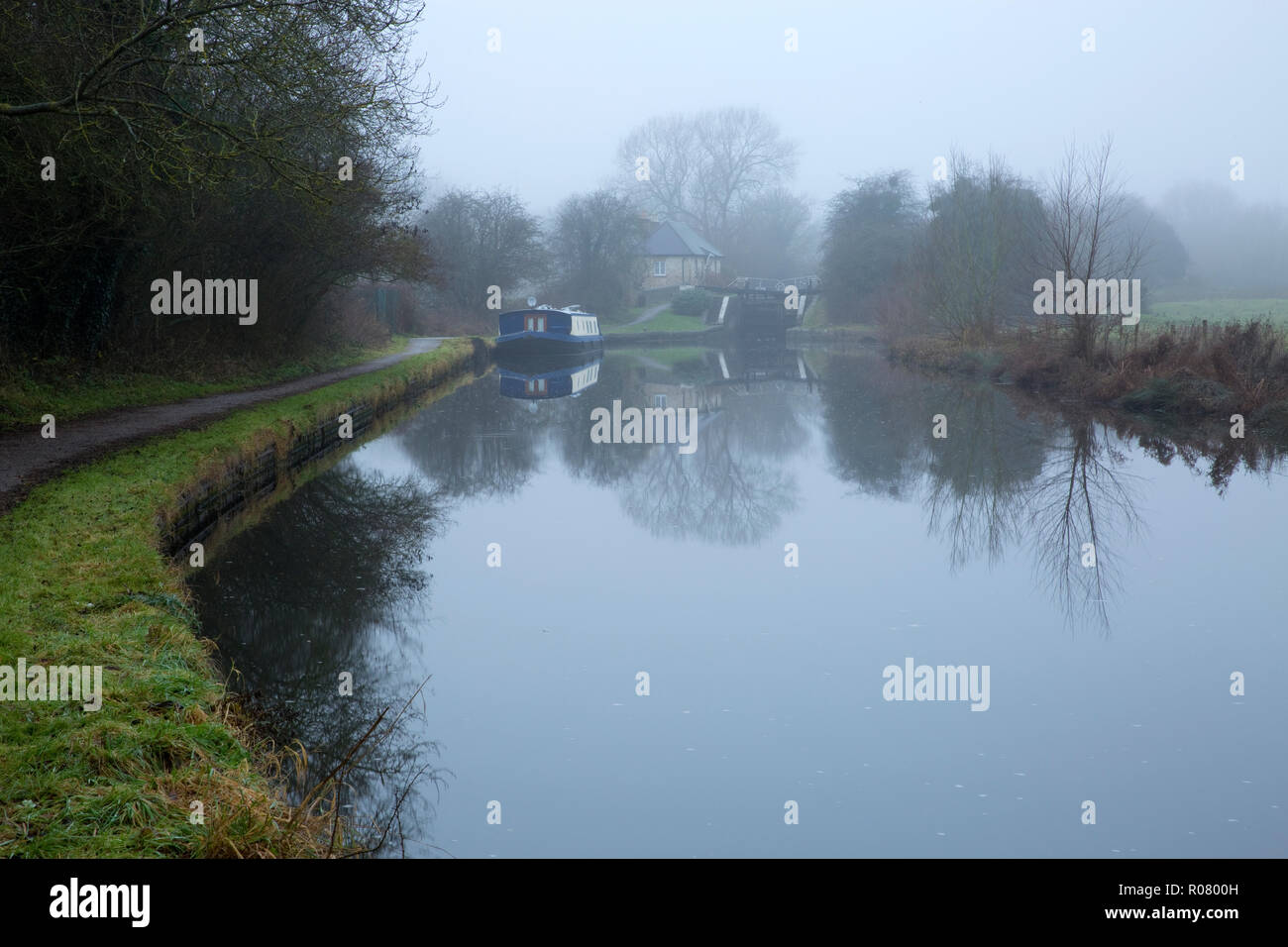 Hunton bridge hi-res stock photography and images - Alamy