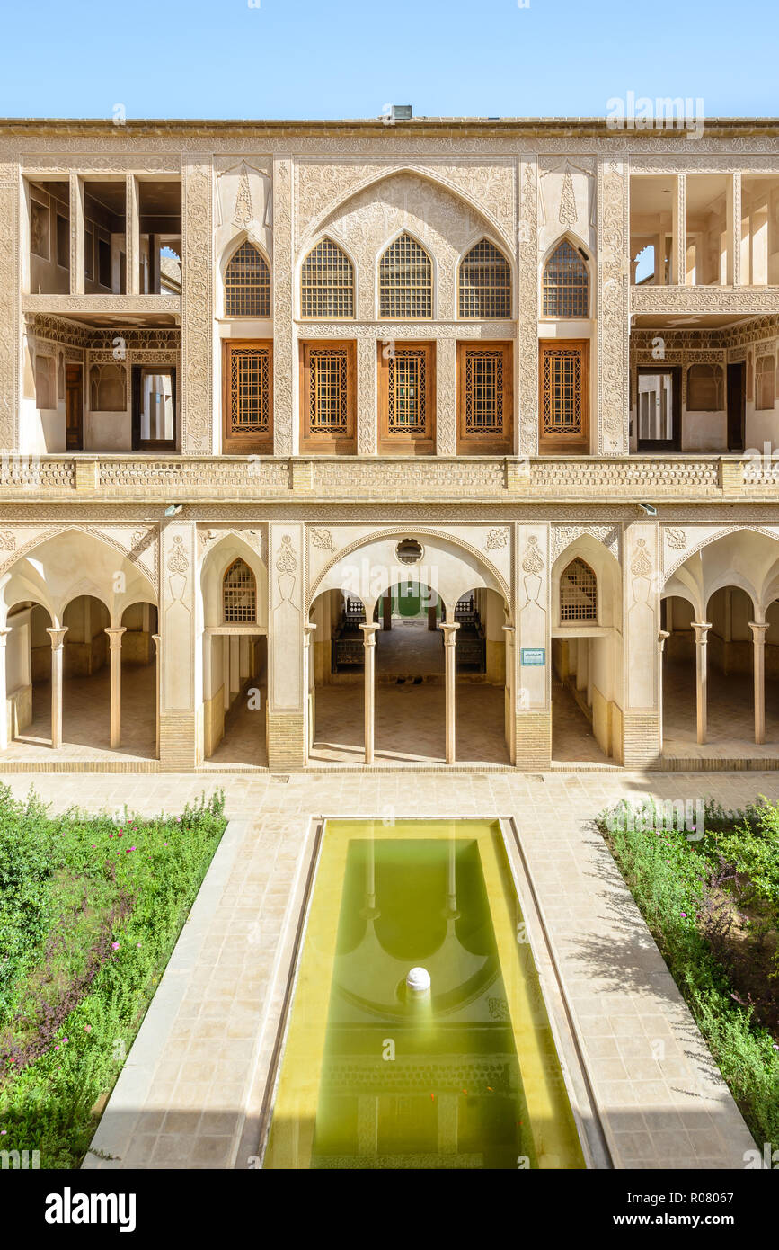 Traditional bath house hi-res stock photography and images - Alamy