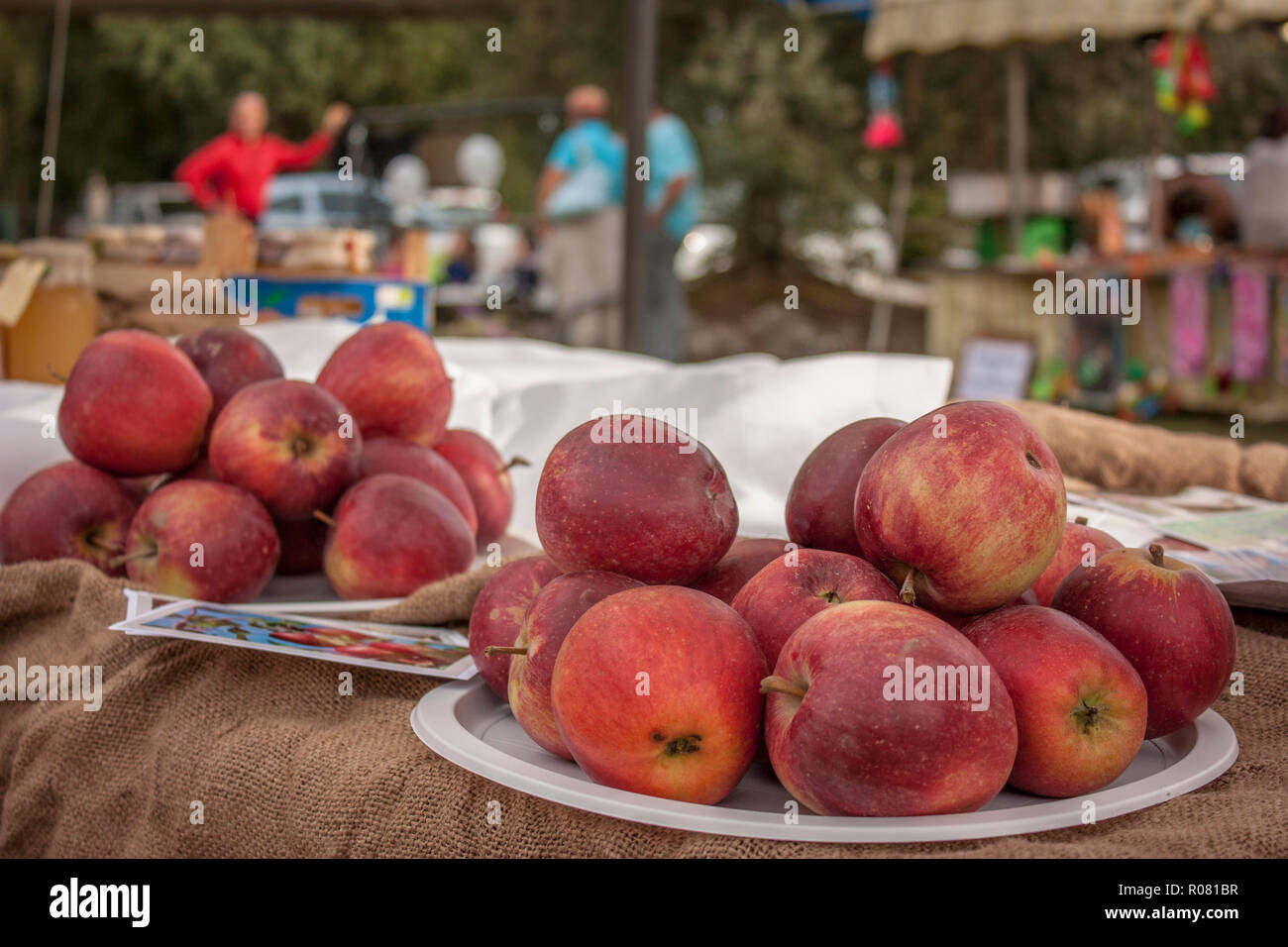 Modi Apple High Resolution Stock Photography and Images - Alamy