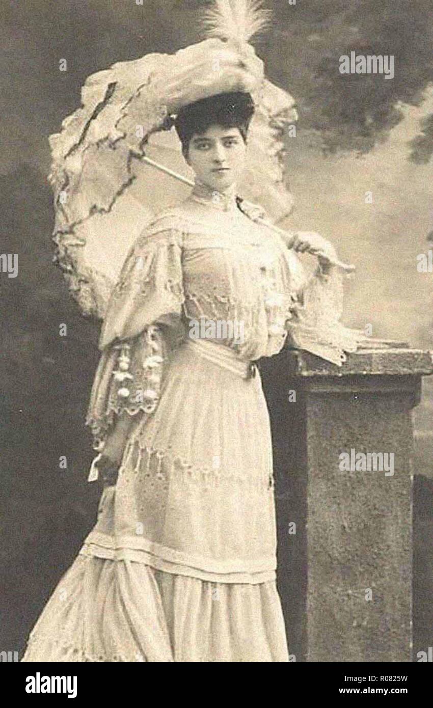 beautiful photo of a vintage victorian lady in period costume dress ...