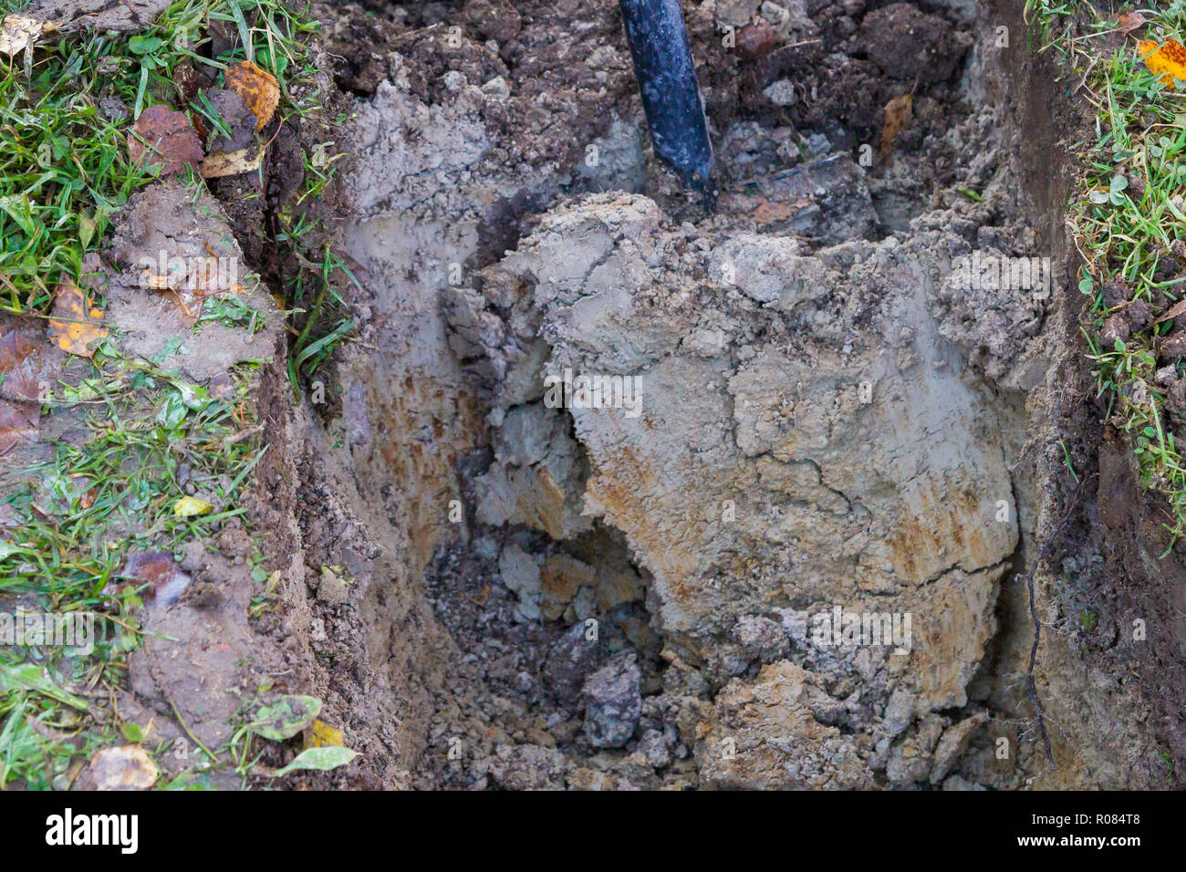 Digging a ditch hi-res stock photography and images - Alamy