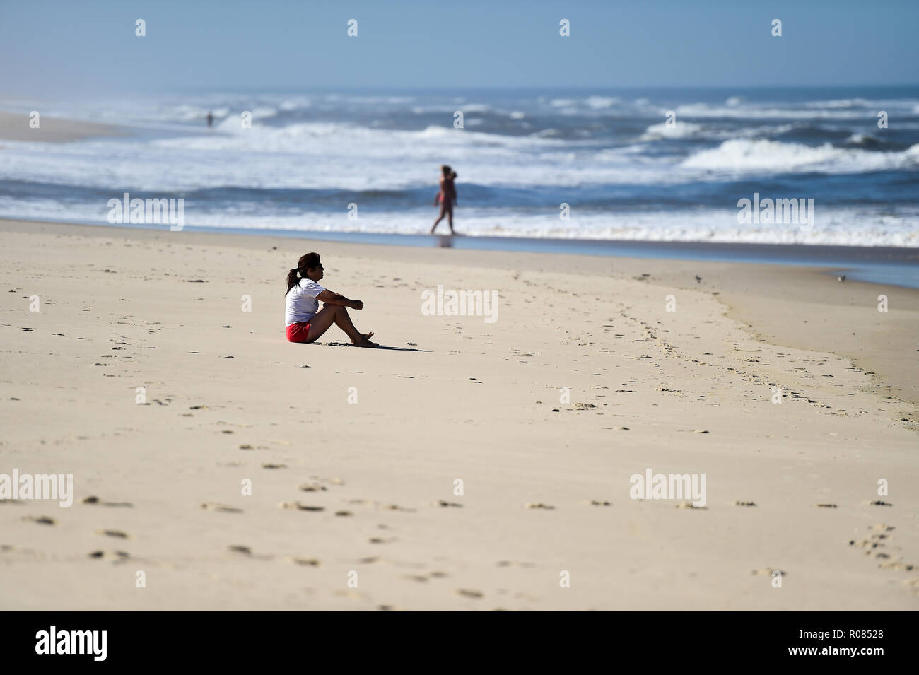 MONTE REAL, PORTUGAL - SEPTEMBER 28, 2016: Sunny day scene at the beach ...