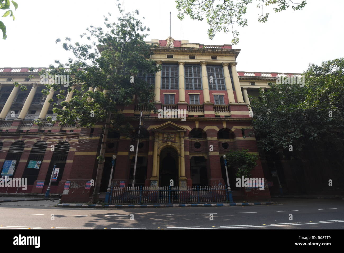 Significant commercial landmark hi-res stock photography and images - Alamy