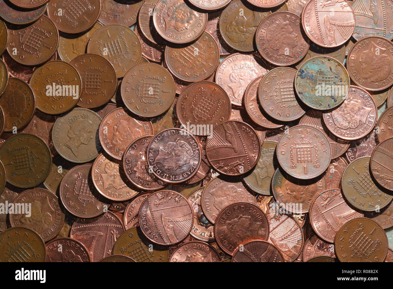 A heap of one pence coins Stock Photo - Alamy