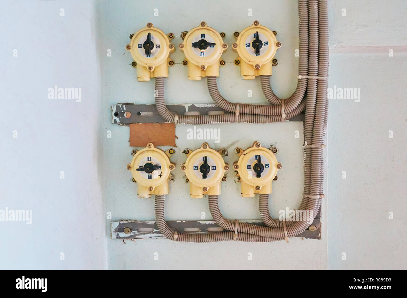Electric switches hi-res stock photography and images - Alamy