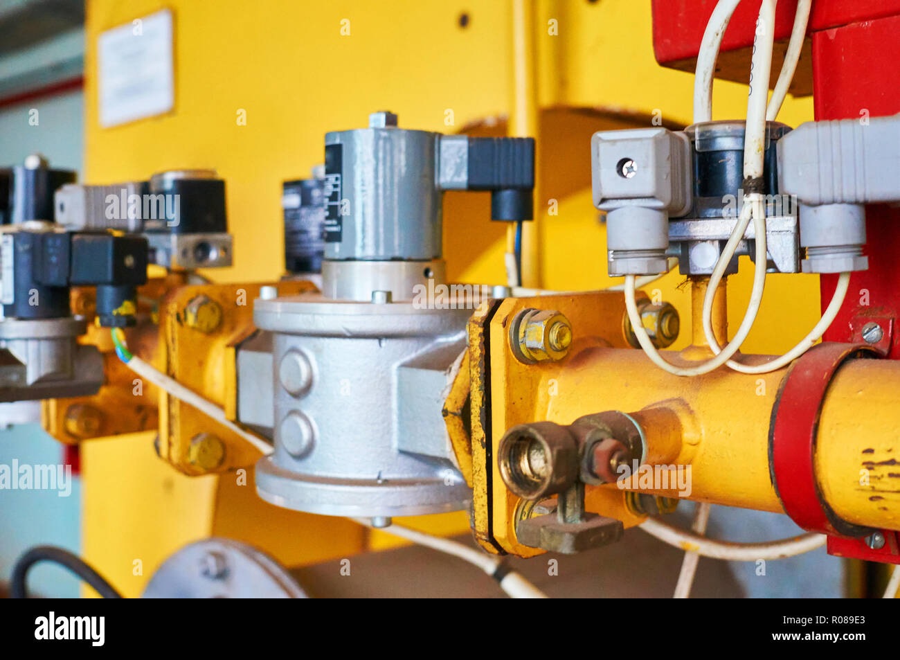 Pressure regulator hi-res stock photography and images - Alamy