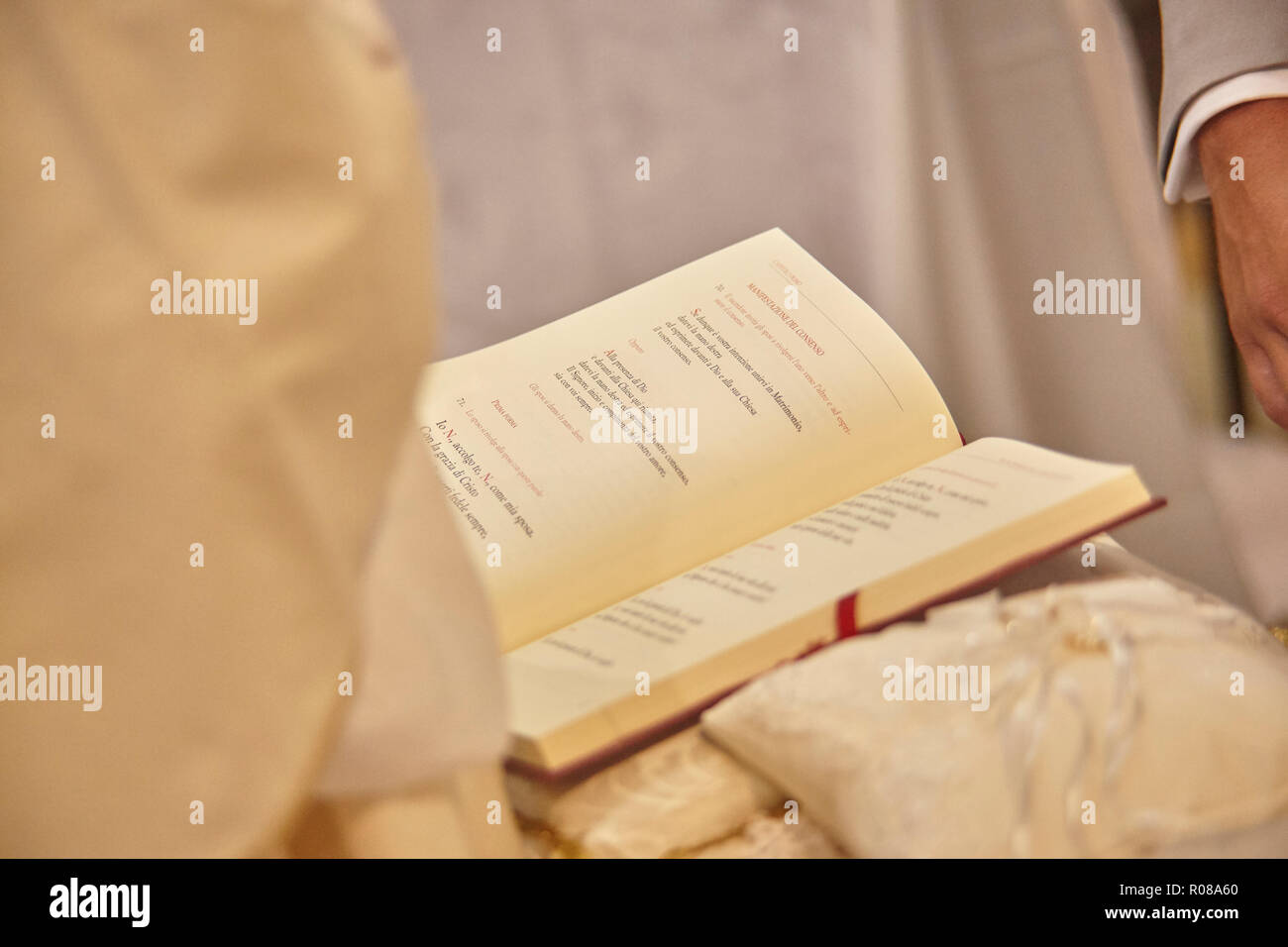 Priest during the rite hi-res stock photography and images - Alamy