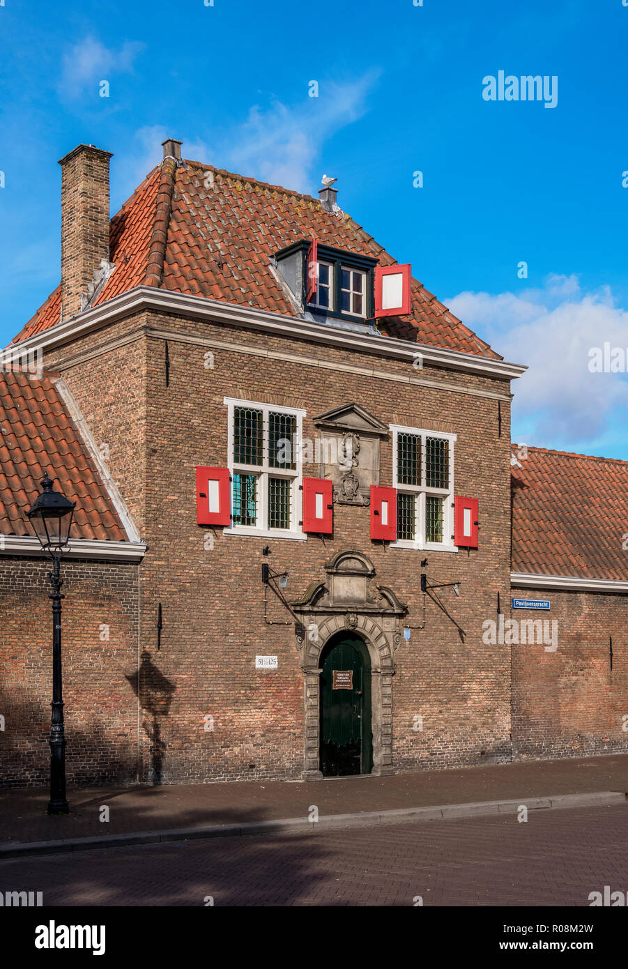 Heilige geest hofje hi-res stock photography and images - Alamy Heilige geest hofje hi-res stock photography and images - Alamy