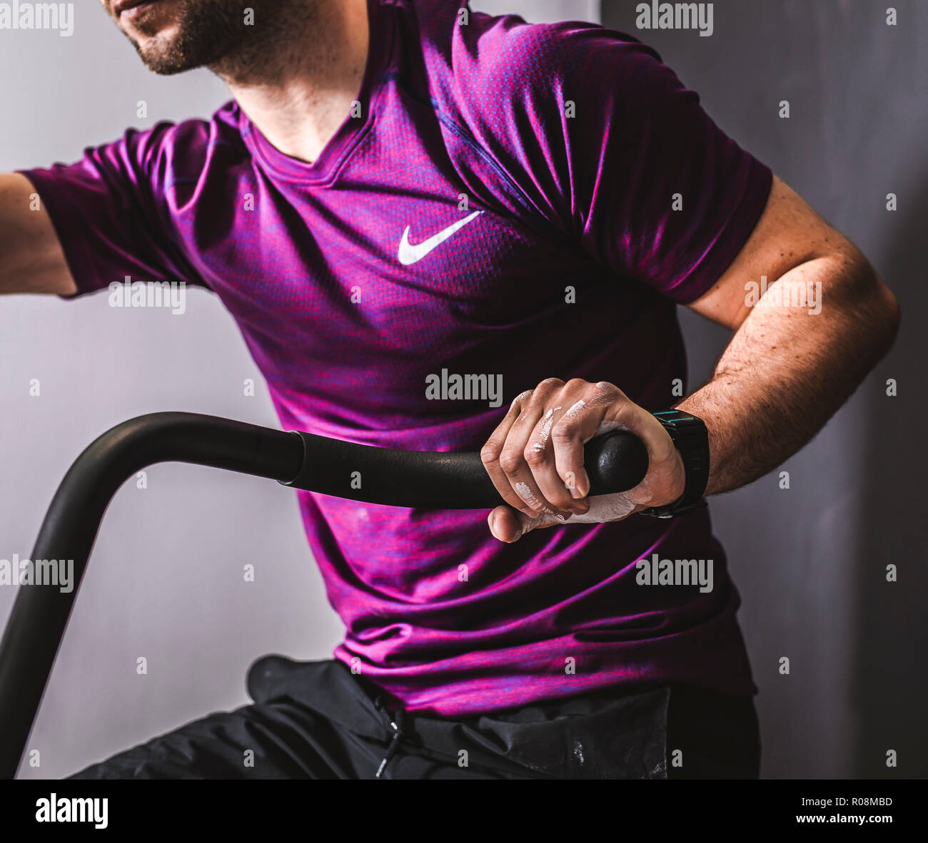 Pushing hard on the bike Stock Photo - Alamy