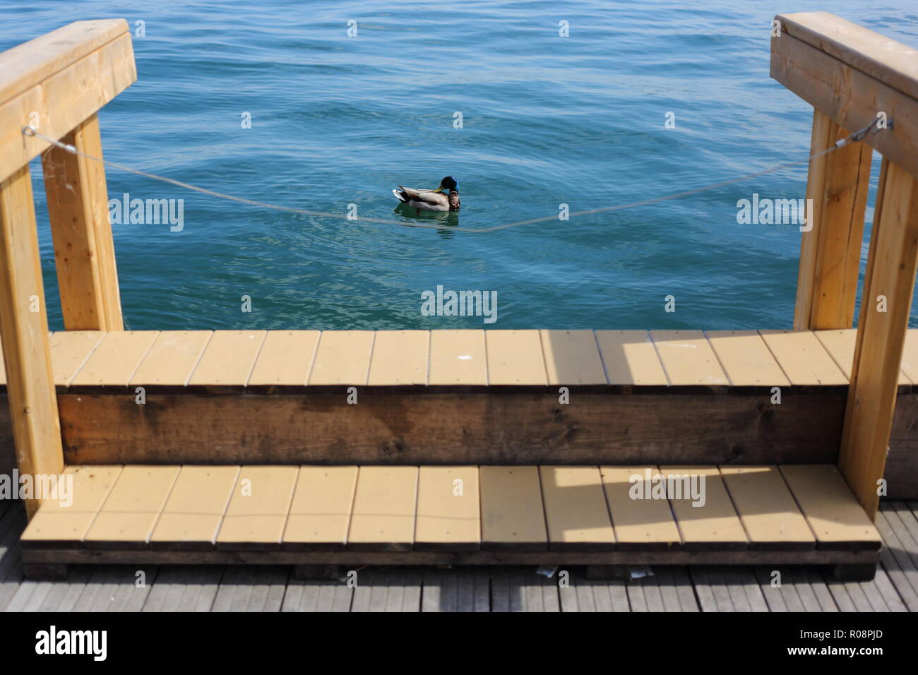 How to dock a boat hi-res stock photography and images - Alamy