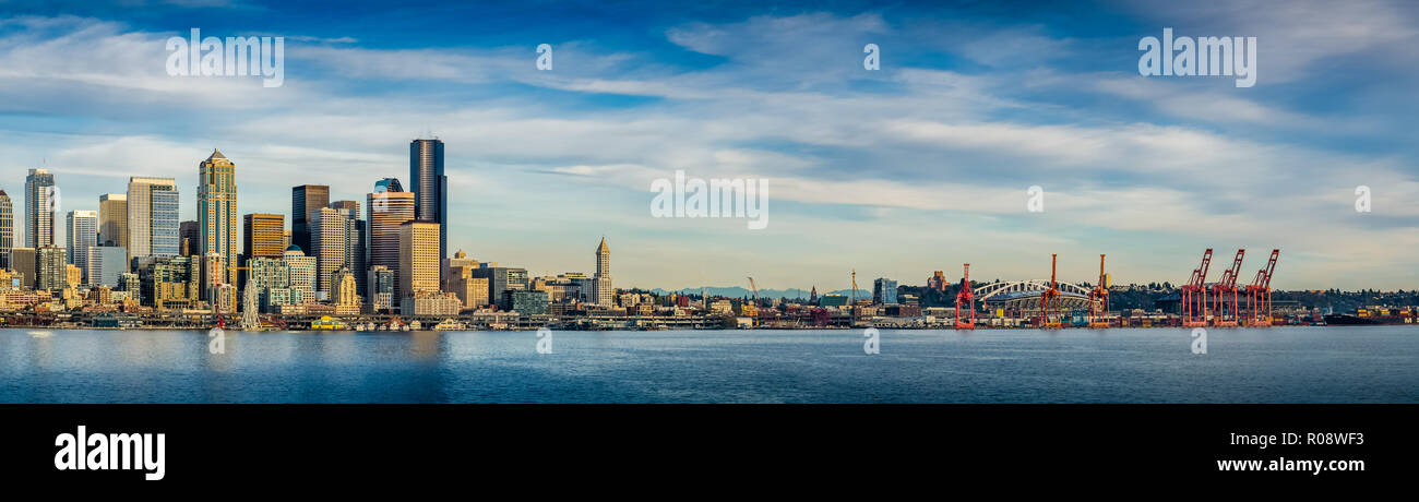 Panorama of Downtown Seattle, Viewed from the Ferry Stock Photo - Alamy