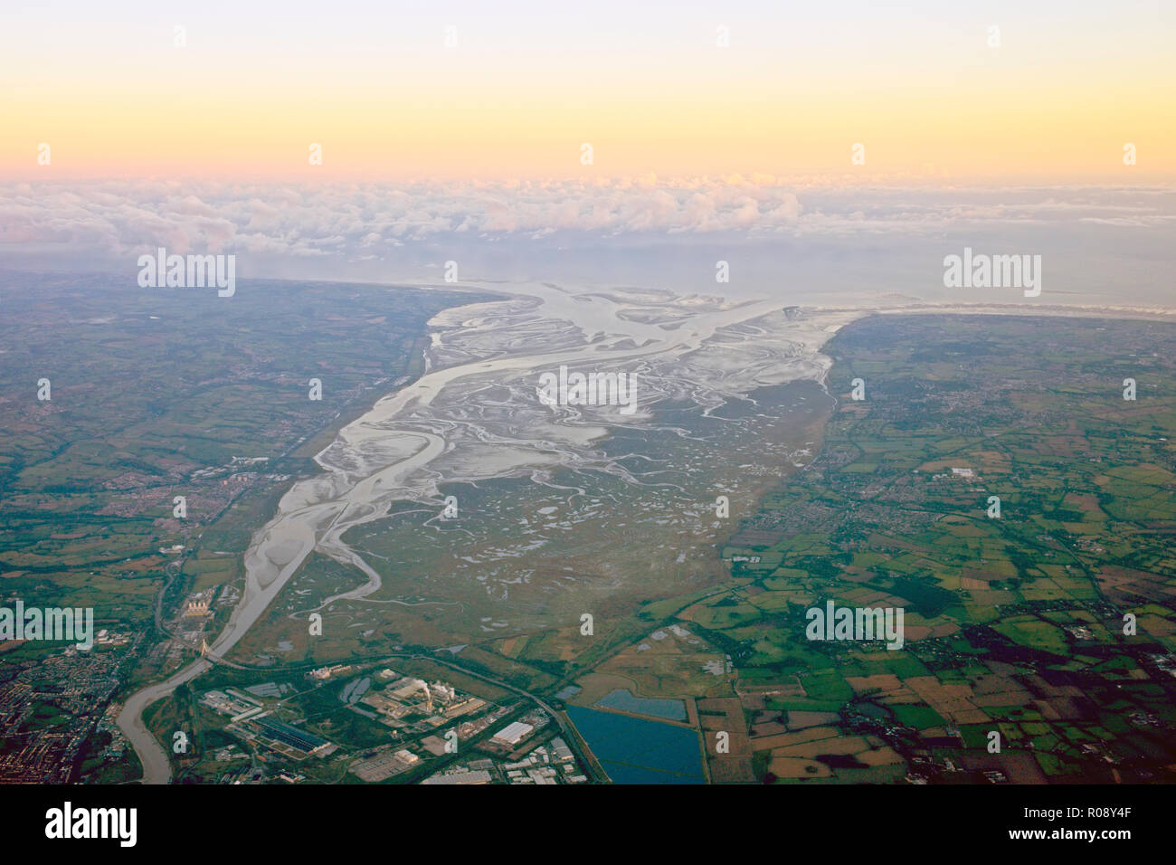 Wirral aerial hi-res stock photography and images - Alamy