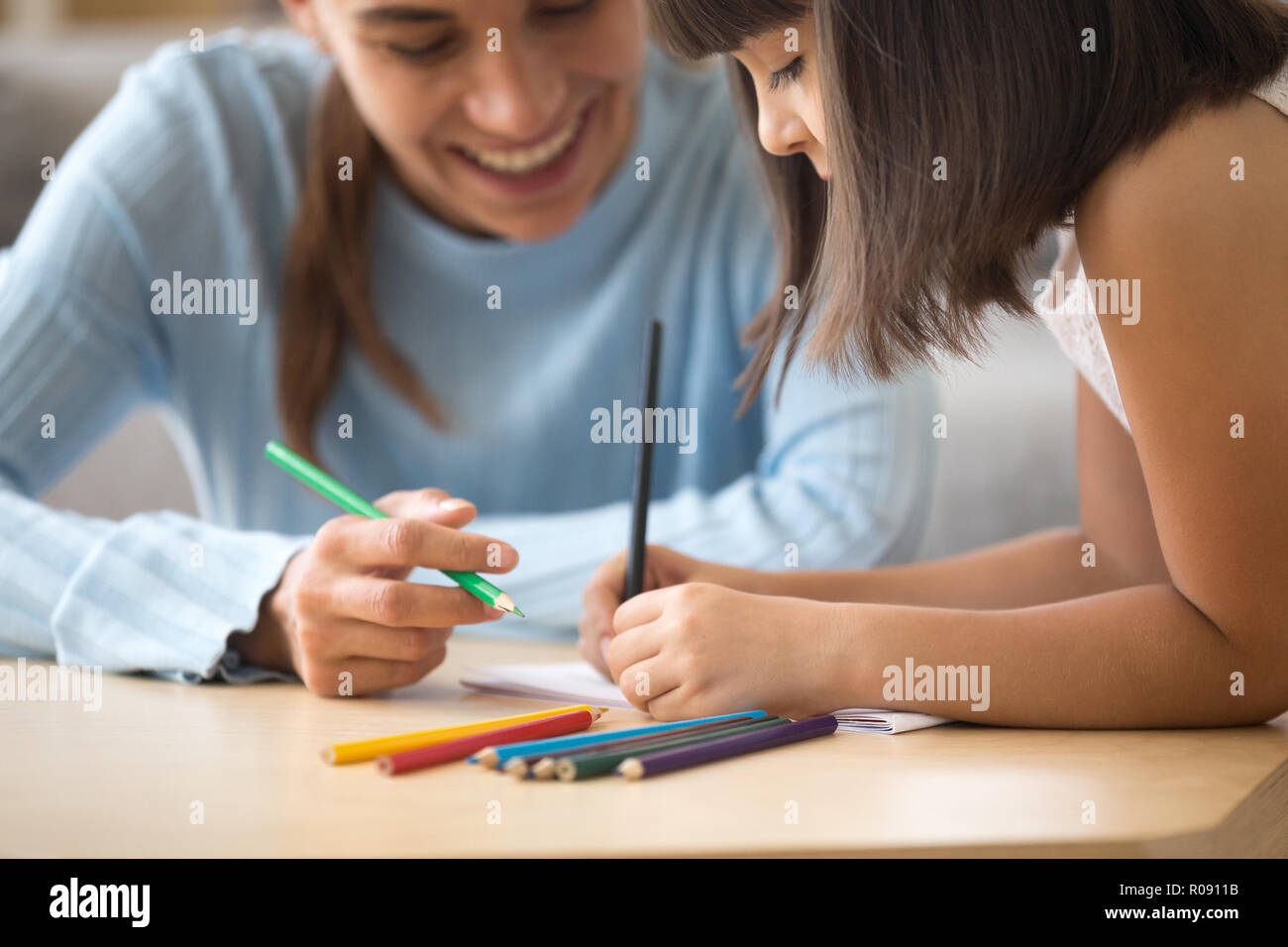 Child drawing and colouring hi-res stock photography and images - Alamy