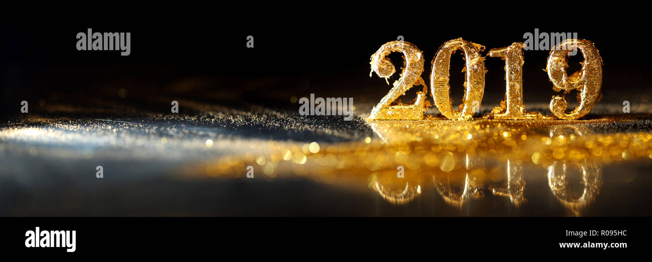 Year 2019 numbers in hi-res stock photography and images - Alamy