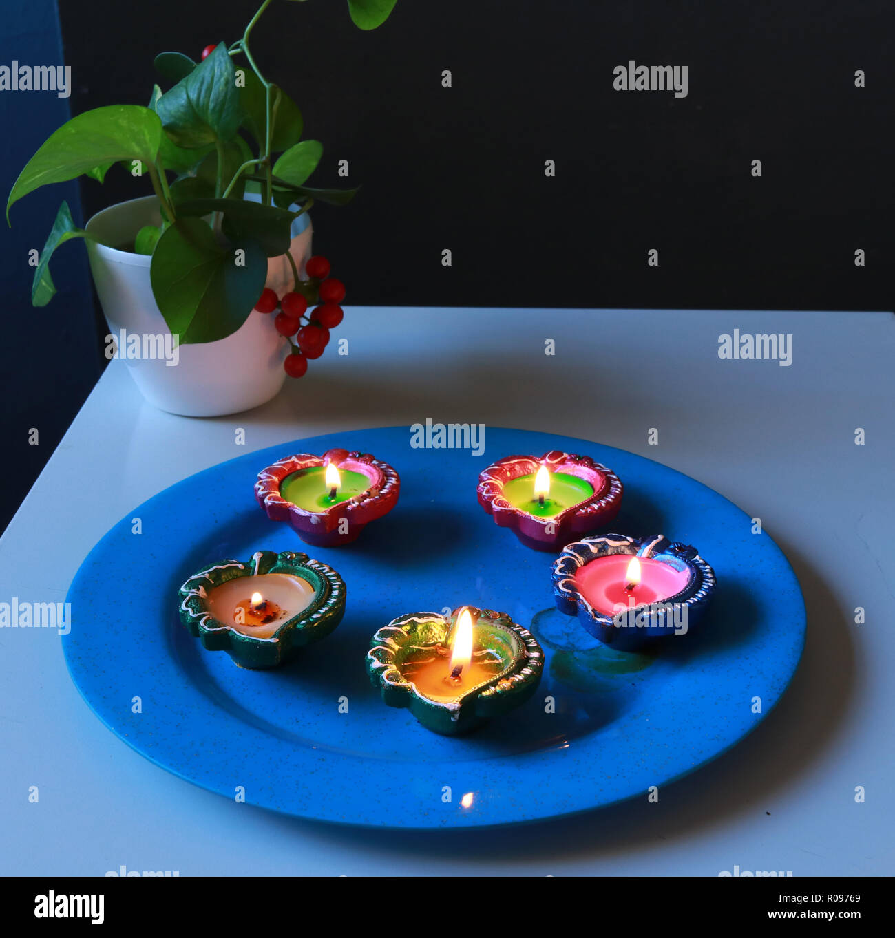 Diyas arranged in different ways hi-res stock photography and images ...