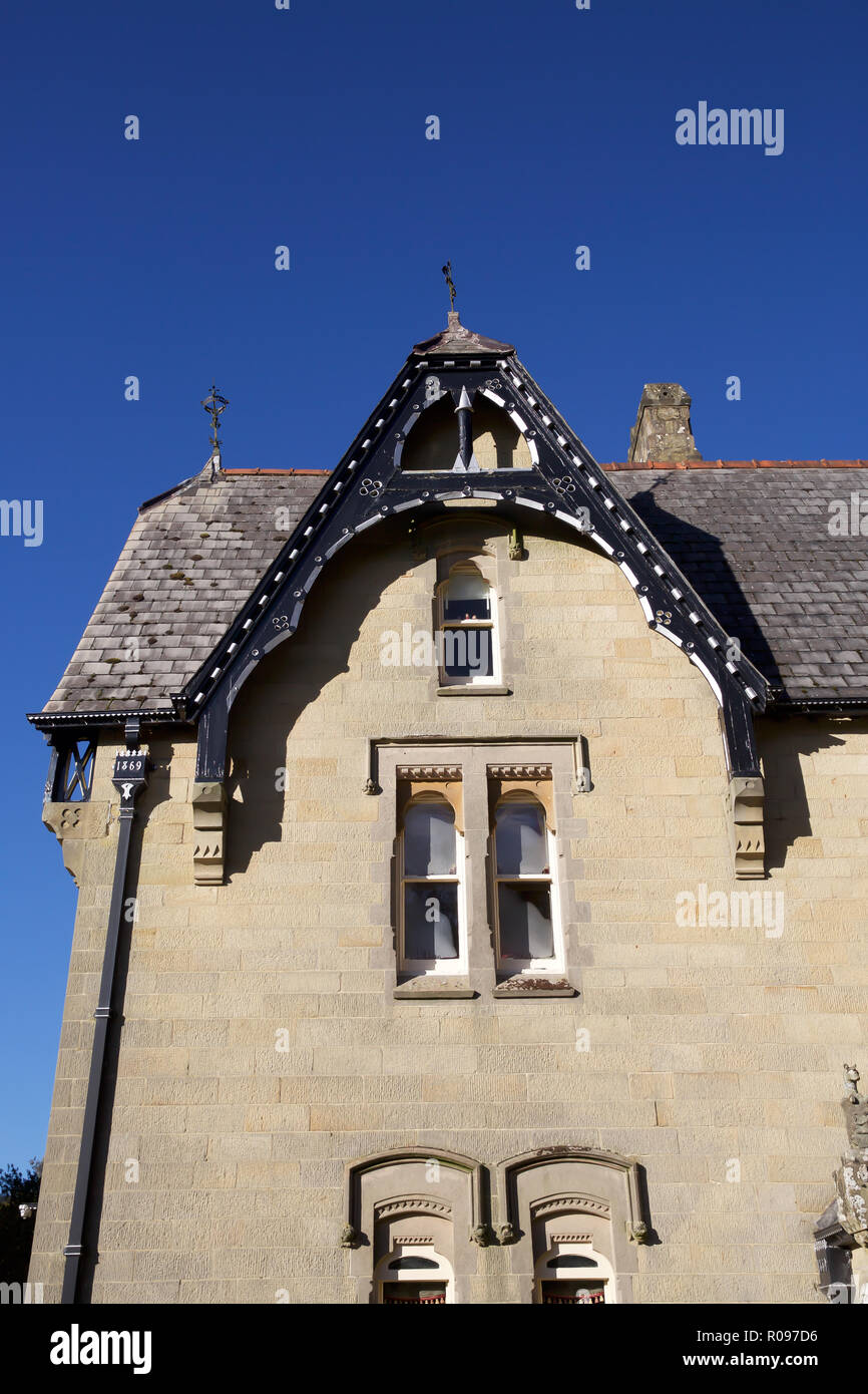 Cluttered hall hi-res stock photography and images - Alamy