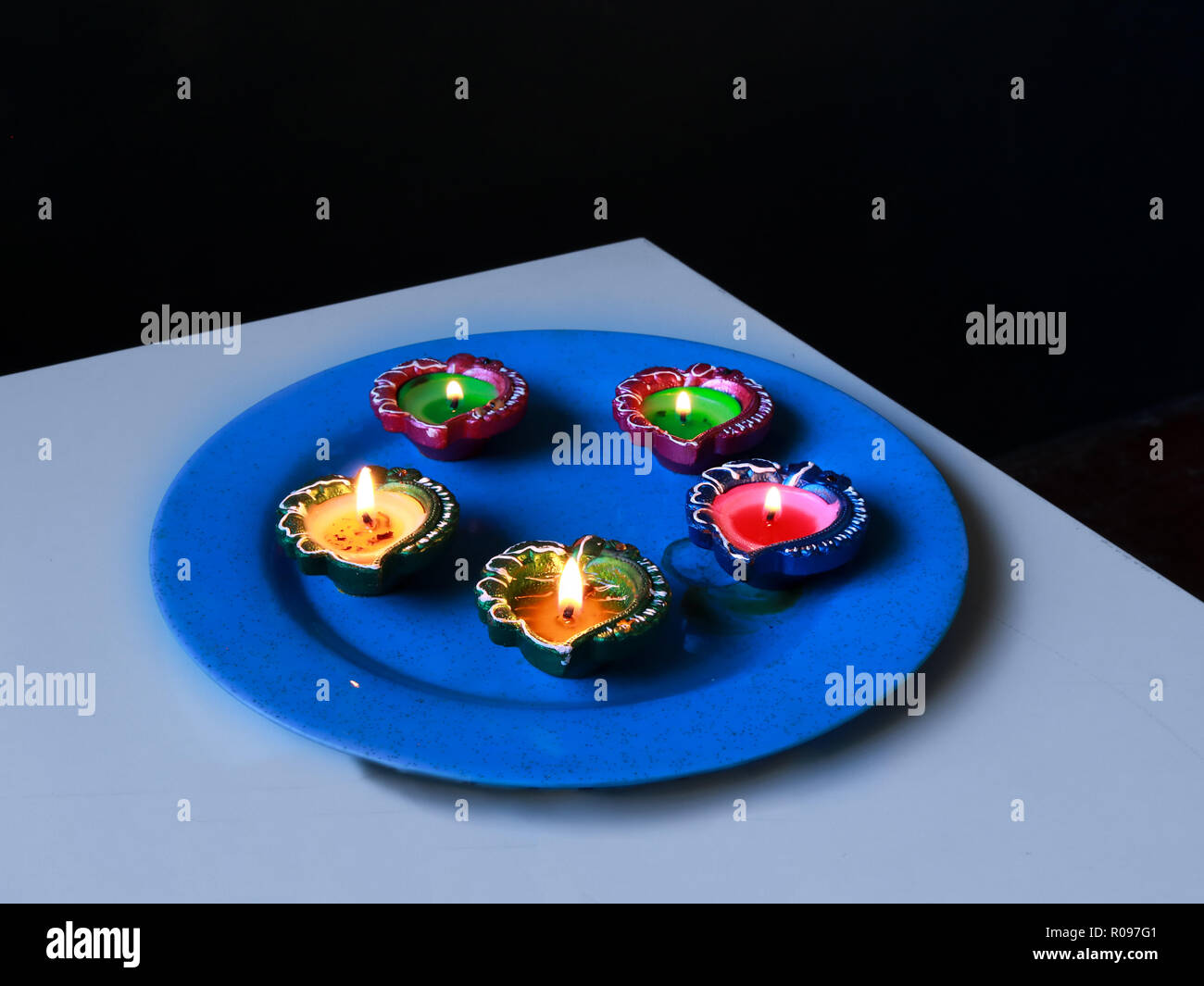 Diyas arranged in diffrent ways to celebrate diwali and dhanteras Stock ...