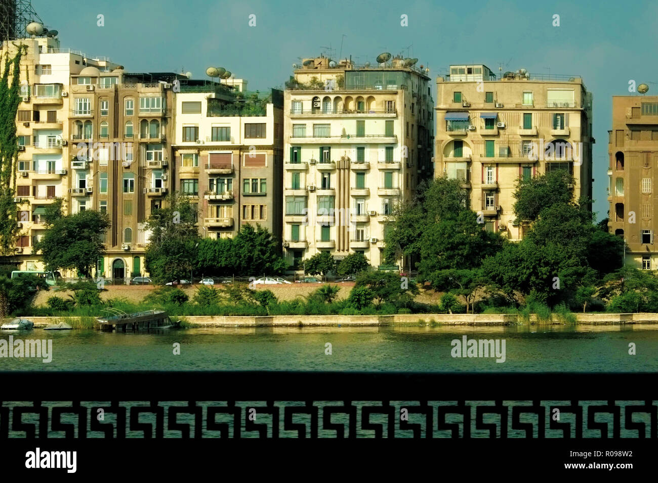 Apartments buildings cairo egypt hi-res stock photography and images ...